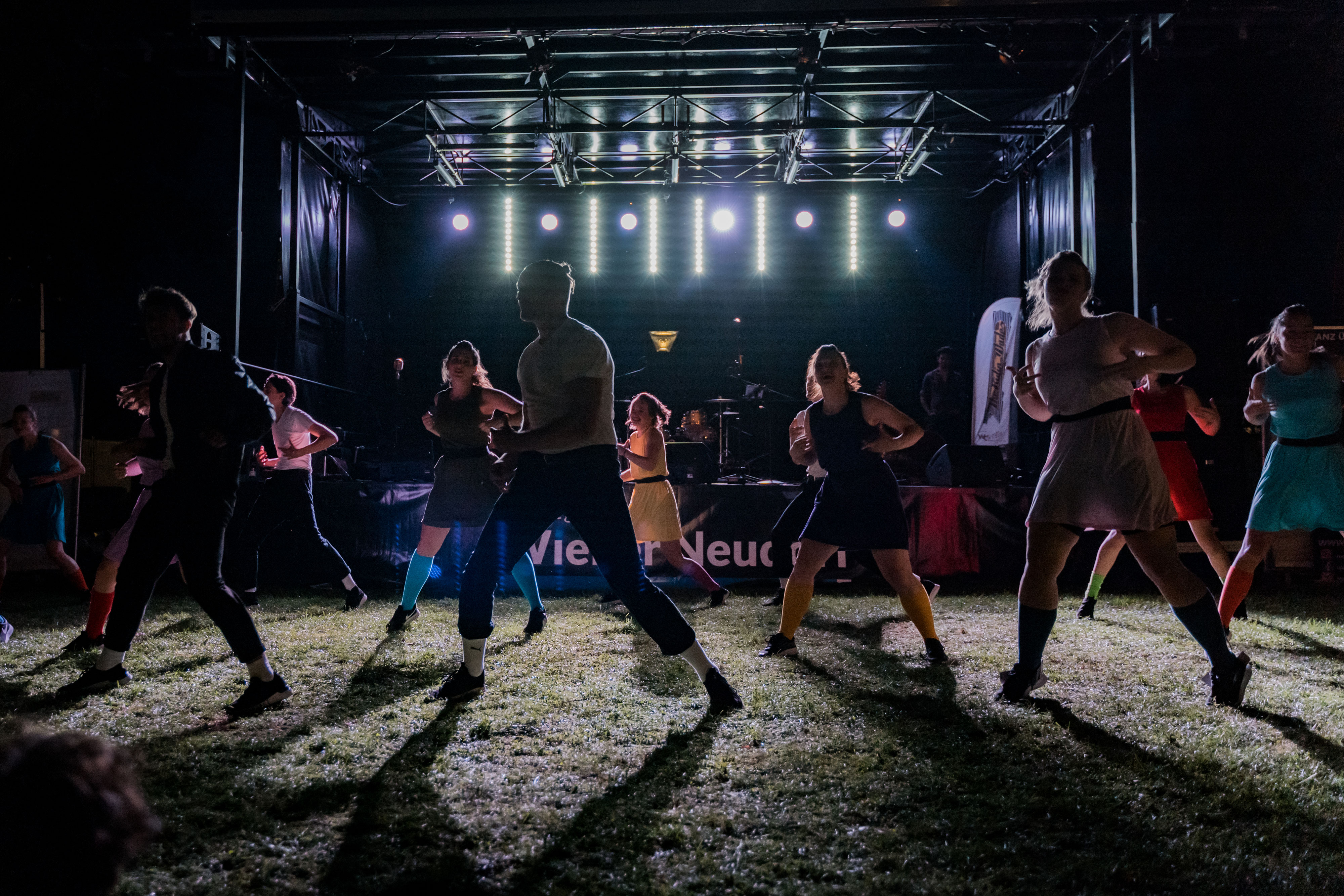 New Village Festival 2022 Bildergalerie - IndeedUnique Tanzstudio Wien ...