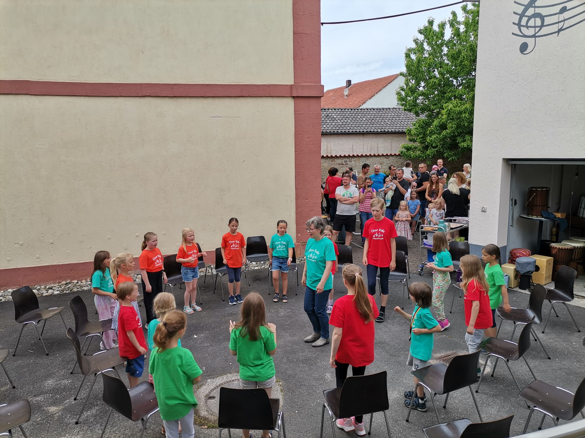 Chor Kids feiern erstes Kinderchorfest - mackenzell.de