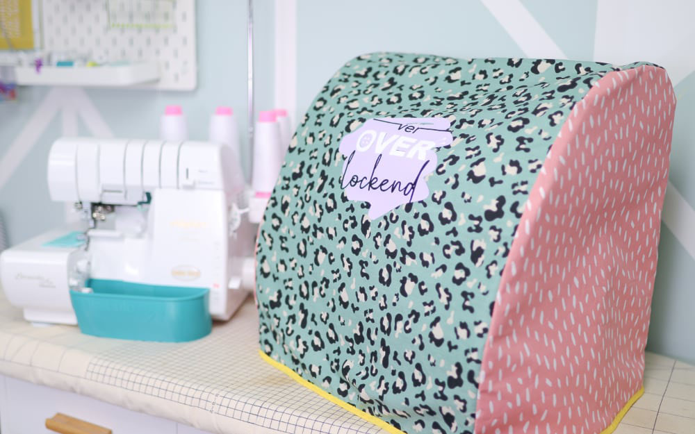 Hülle für die Overlock nähen - DIY Eule