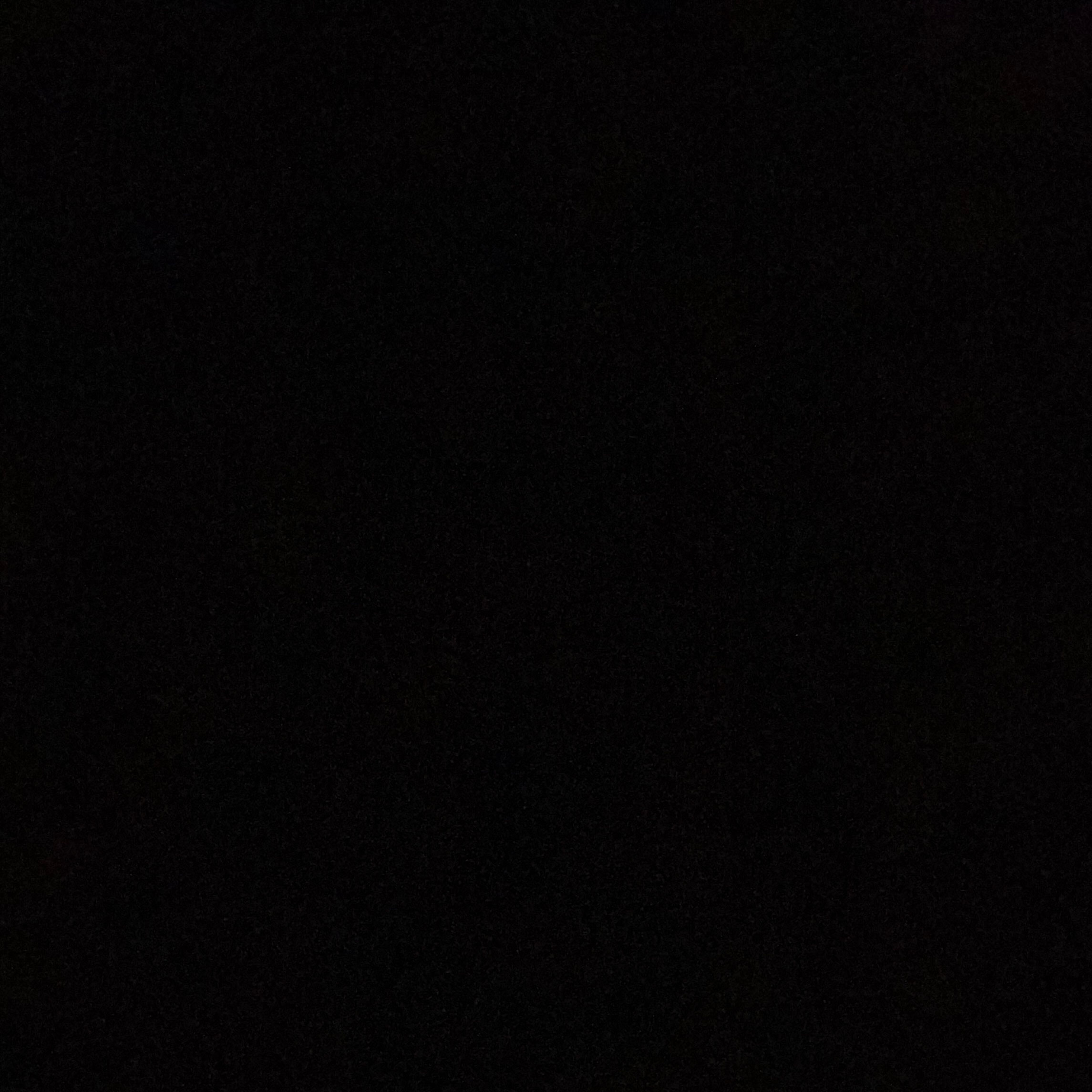 Dunkelschwarz*. - Morgens regieren Mamis die Welt.