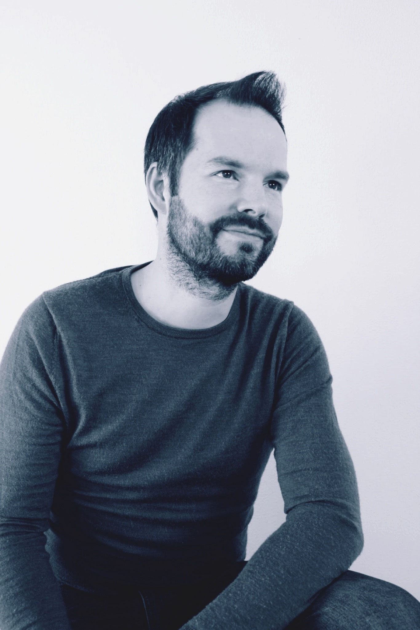 Mats Raynard - Playing for Her - susbidis Webseite!