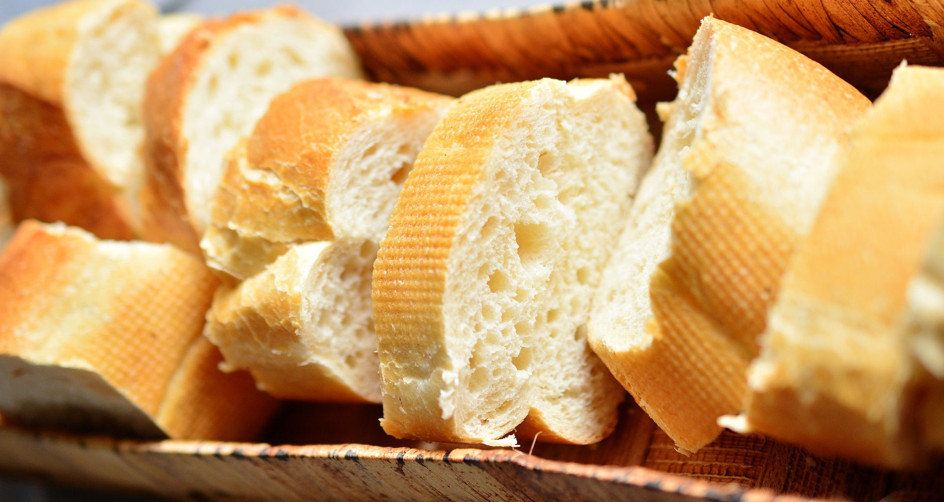 Quelles différences entre pain industriel et pain artisanal? - Nature ...