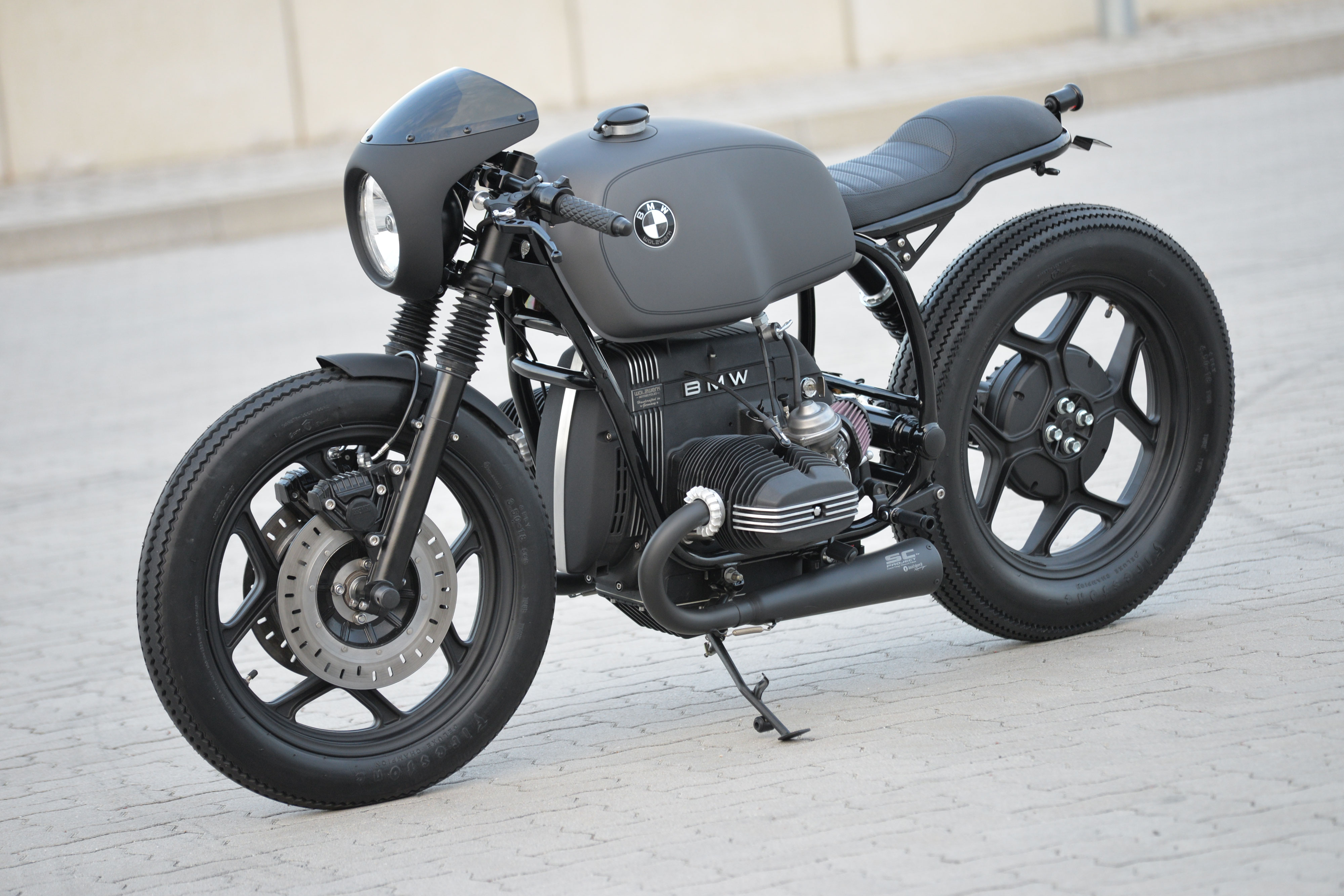 New Bike: SCHIZZO® Cafe Racer in "Carbon-Grey" - WalzWerk® Motorcycles