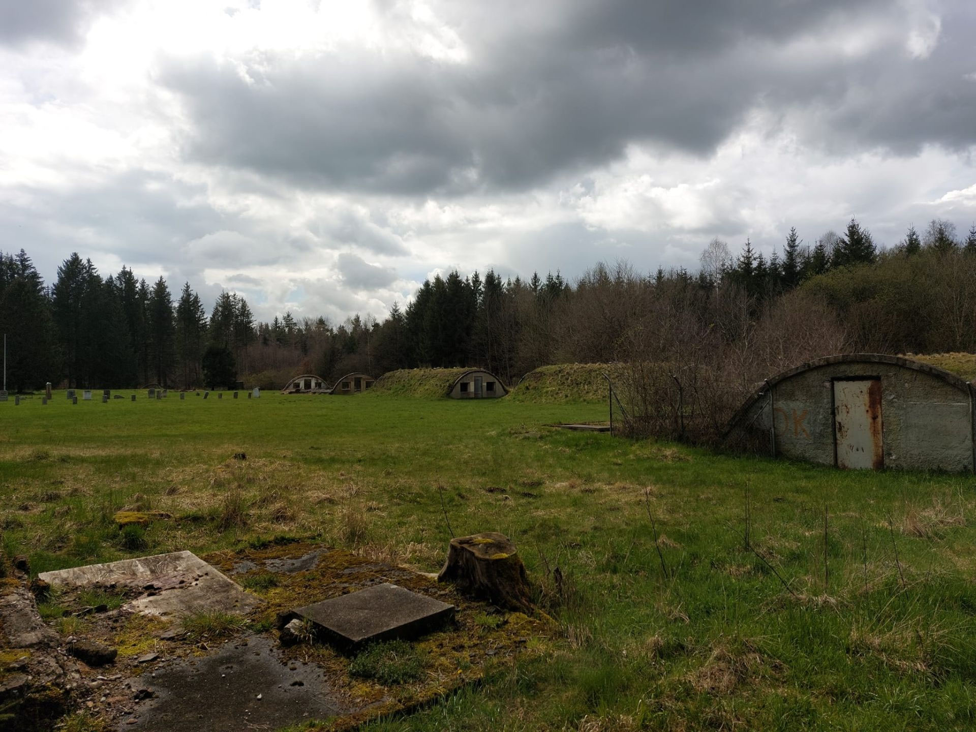 Besuch der Gedenkstätte des Außenlagers Kaufering VII - Die ...