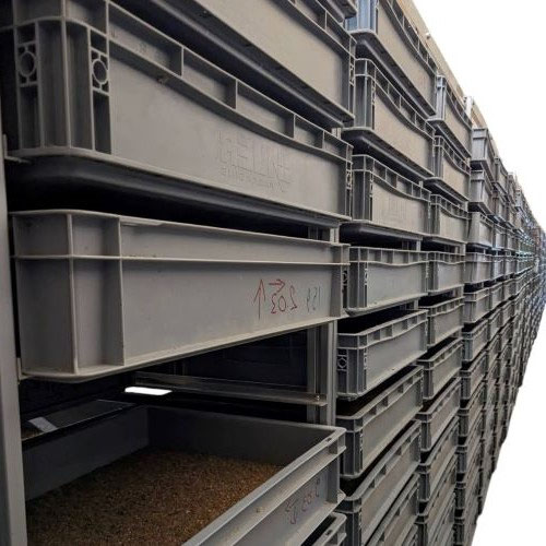 Tray & Rack Systems for Insect Production - Vienna Scientific