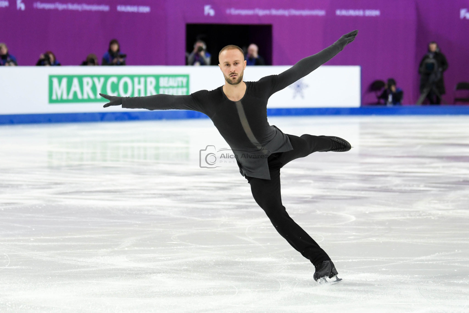 Interview Davide Lewton-Brain : "Mon prochain programme court sera ...