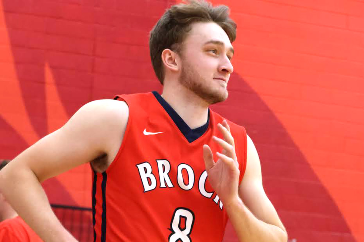 Logan House verstärkt das Team zukünftig auf der Außenannahmeposition ...