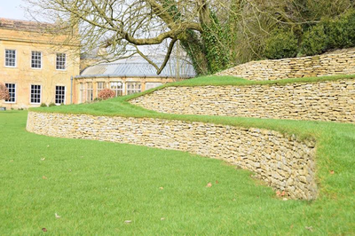 Building stone - Stalbridge Quarries - stone walling