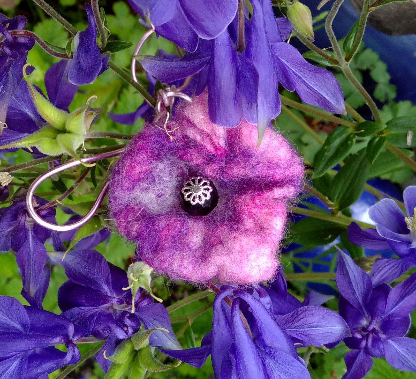 Workshop Blumen und Kugeln filzen - Frauenbund Adligenswil