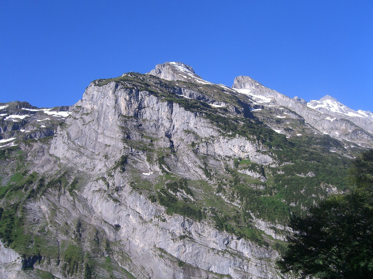 Hoch Geissberg - 2'395 m - Bergtouren Richi Brusa