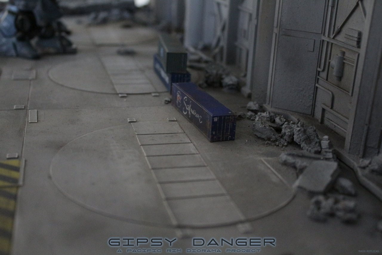 Gipsy Danger - MAXX-REPLICAS
