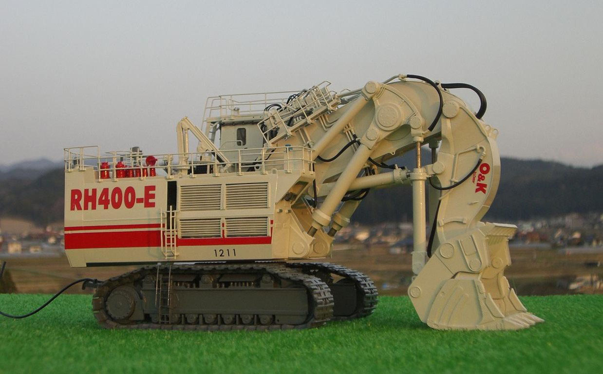 TEREX O＆K RH－400E 超大型エレクトリックローディングショベル - （トラック、重機、 その他の模型、プラモデル等）