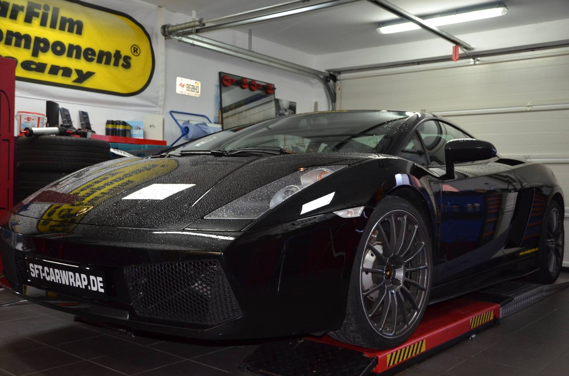 Lamborghini Gallardo in toxic orange - Autoglas, Folierung und Tuning ...