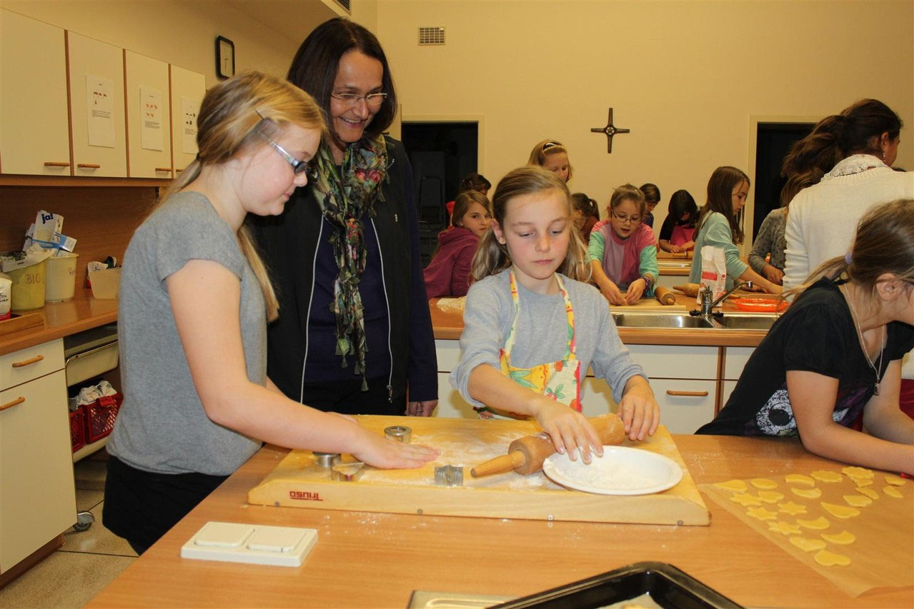 Unsere Tutorinnen - Mädchenrealschule Niedermünster, Regensburg