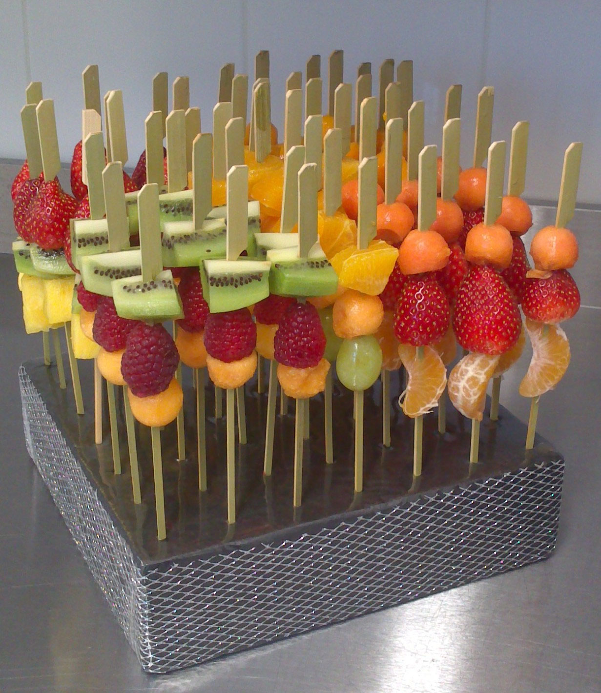 Brochettes de fruits & plateaux de fruits secs - LE VERDURIER