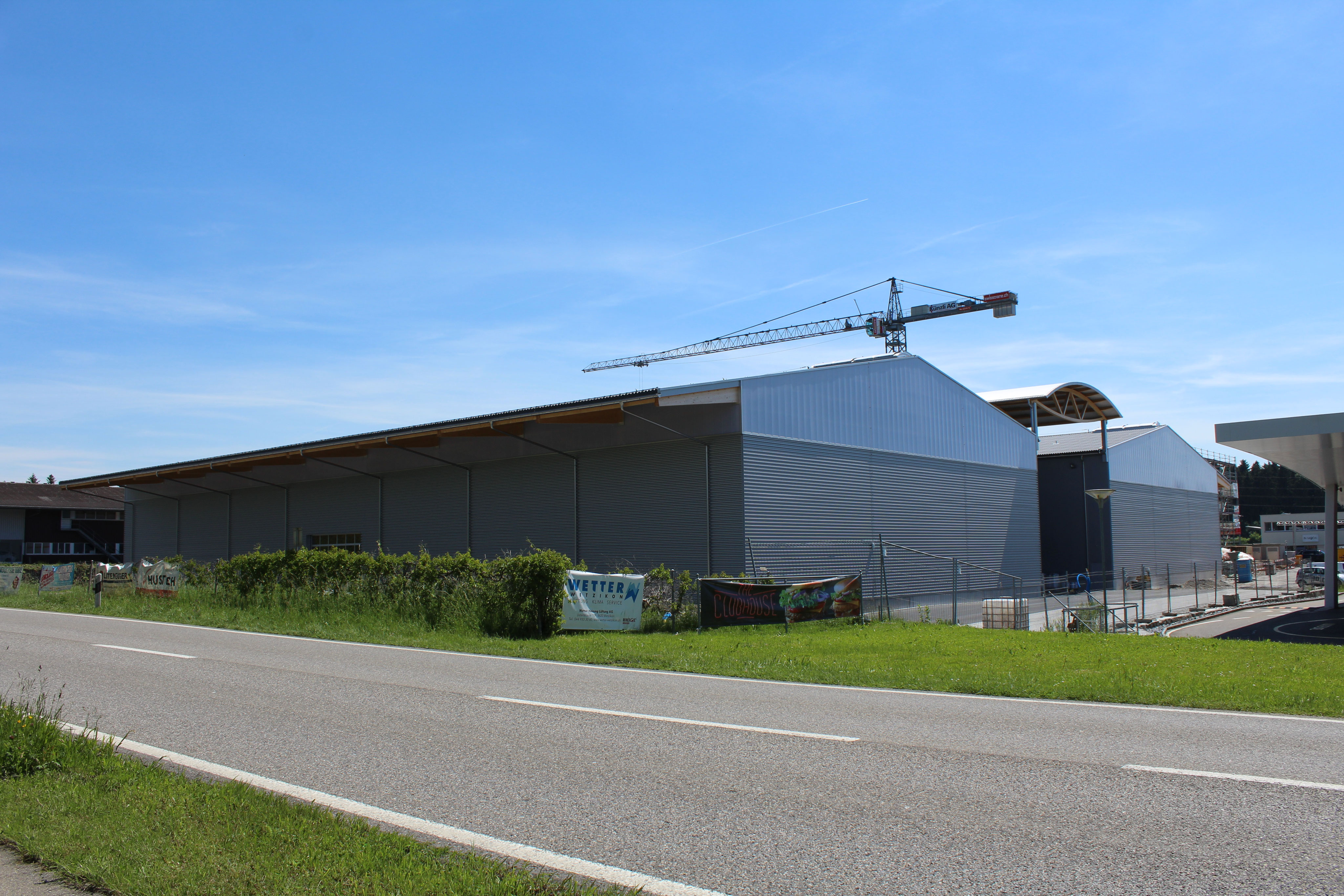 Hug Baustoffe AG, 8340 Hinwil - Blemo AG Dürnten