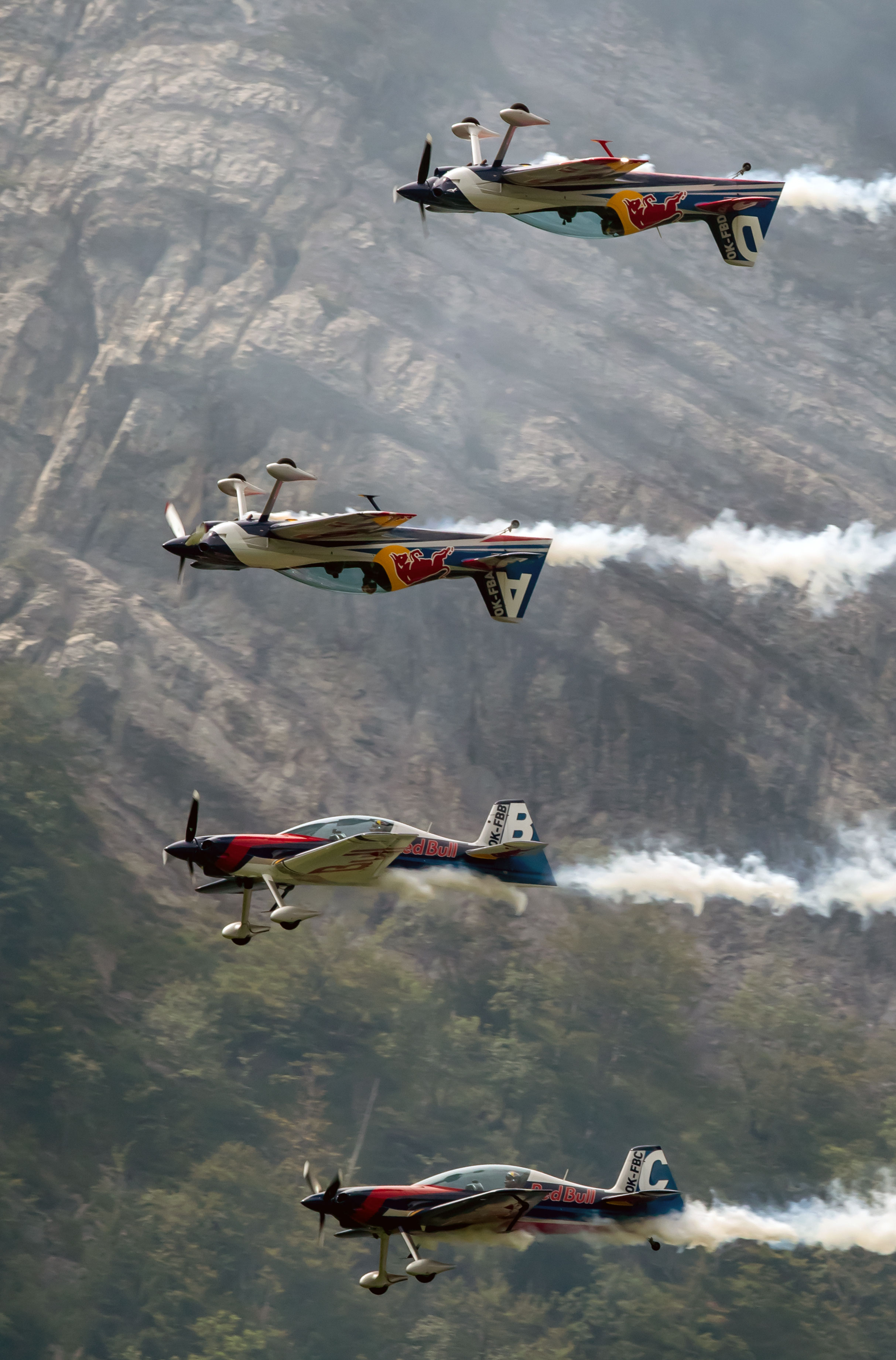 The Flying Bulls Aerobatics Team - FOTOVisionen Bütikofer Martin
