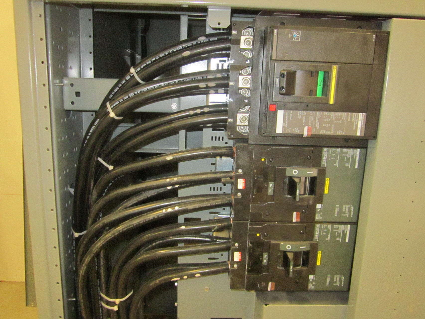 Tableros de Distribucion Qd Logic - Página web de qdlogic