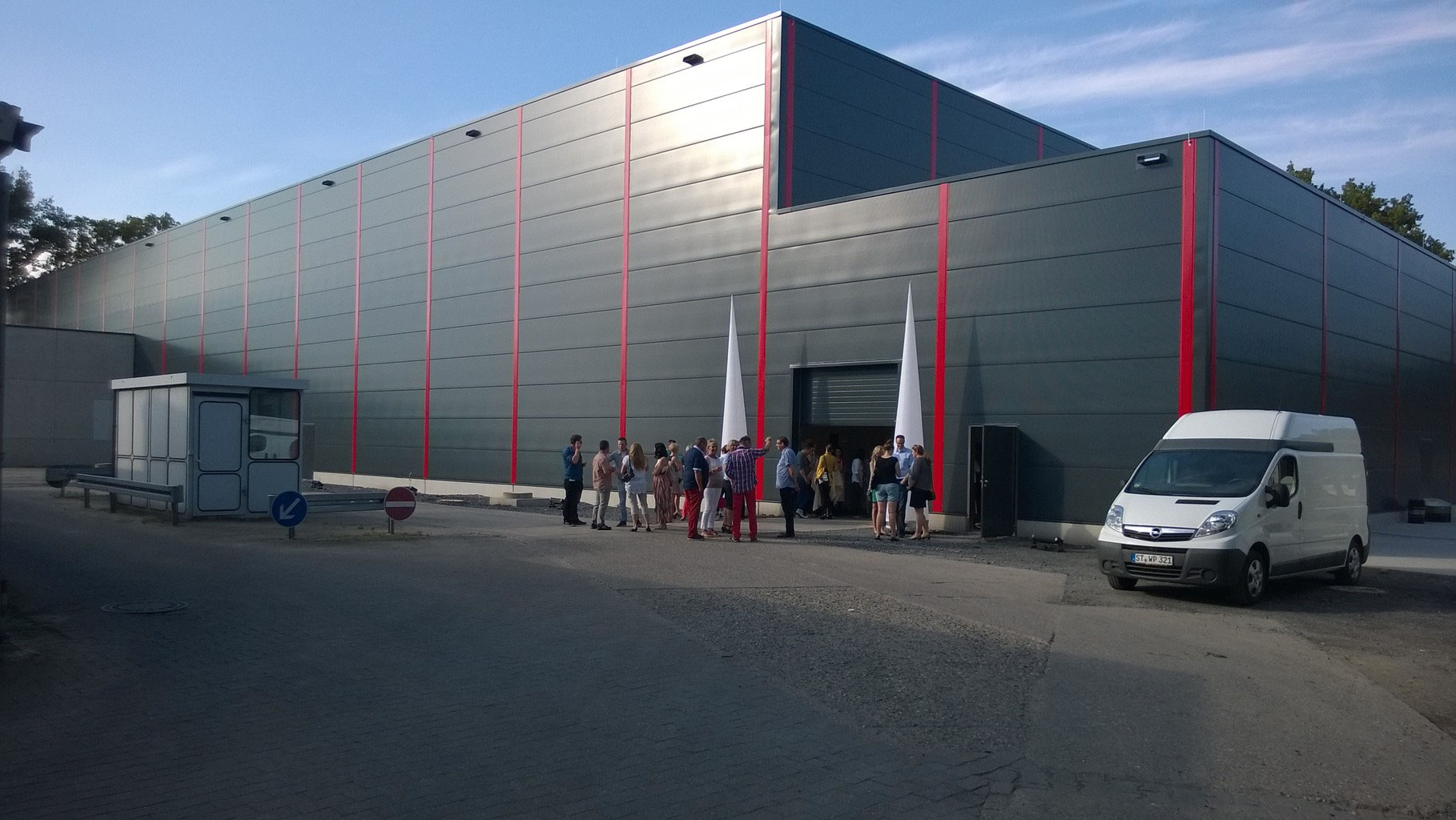 Einweihung neue Lagerhalle - Privatmolkerei Naarmann GmbH - heuelplan ...