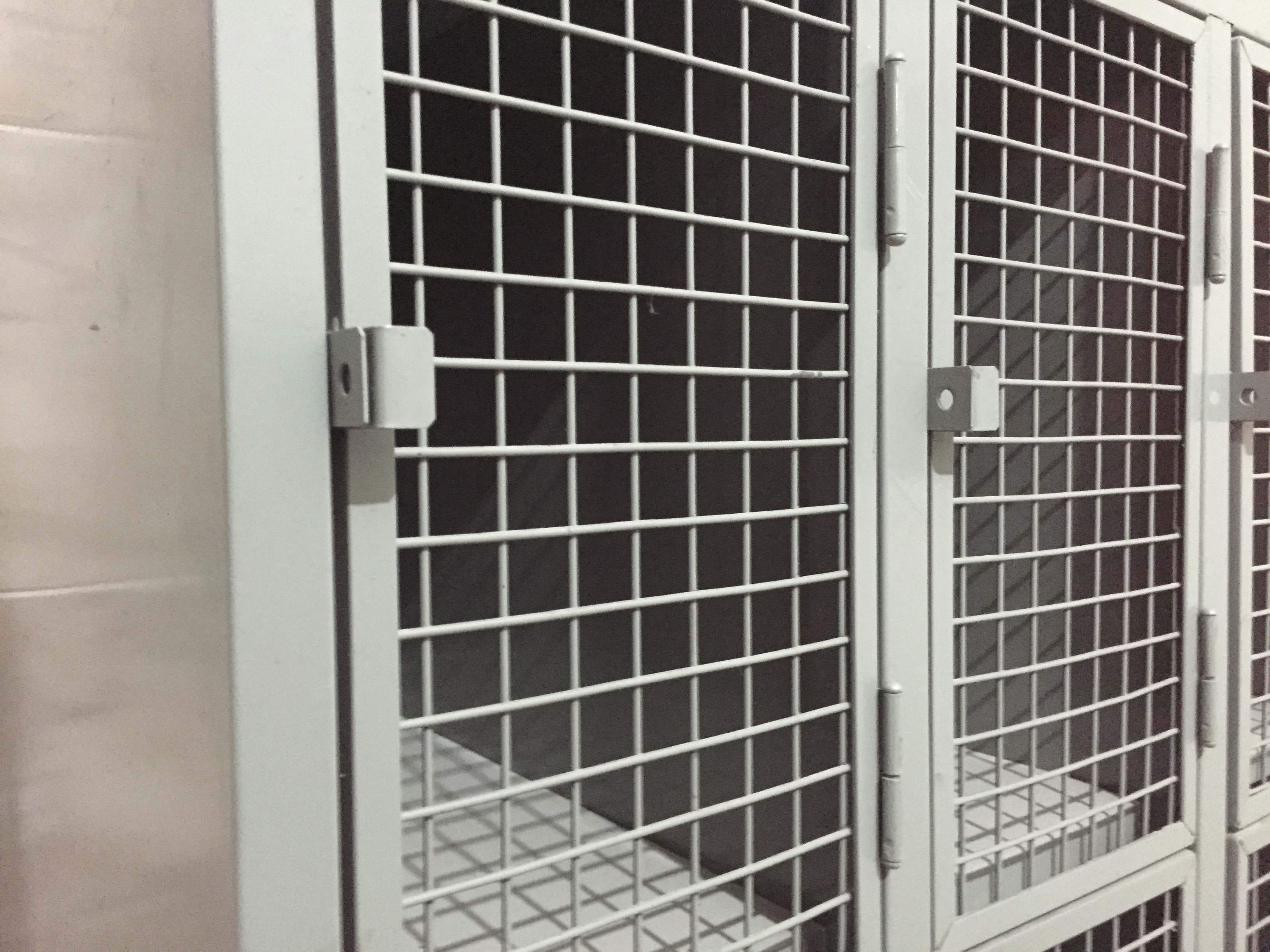 Lockers Metálicos Puertas Anchas - LOCKERS MET