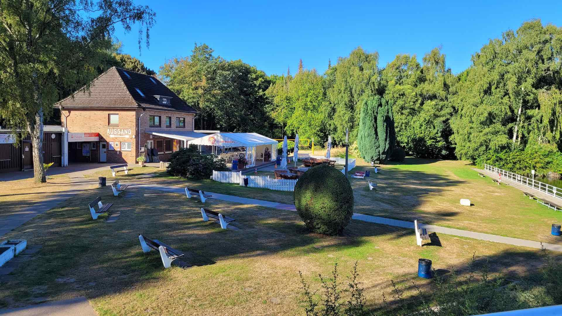Strandbad Farmsen - Strandbad Farmsen; Naturbad mit Sandstrand