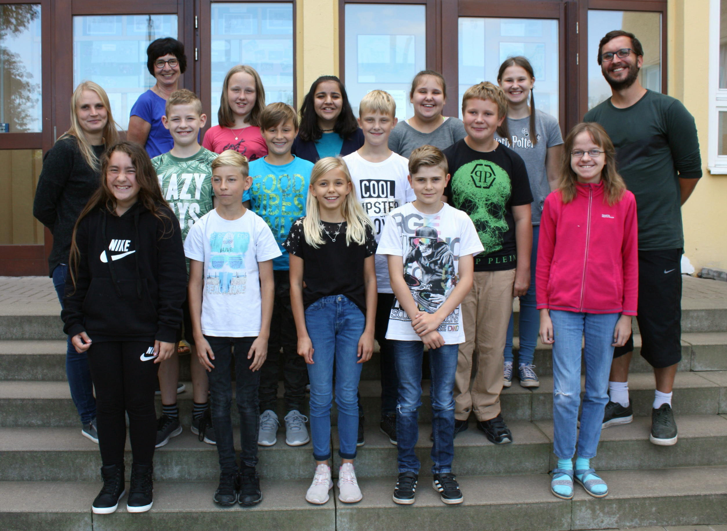 Klassenfotos 2019/20 - Eichelbergschule Berka/Werra