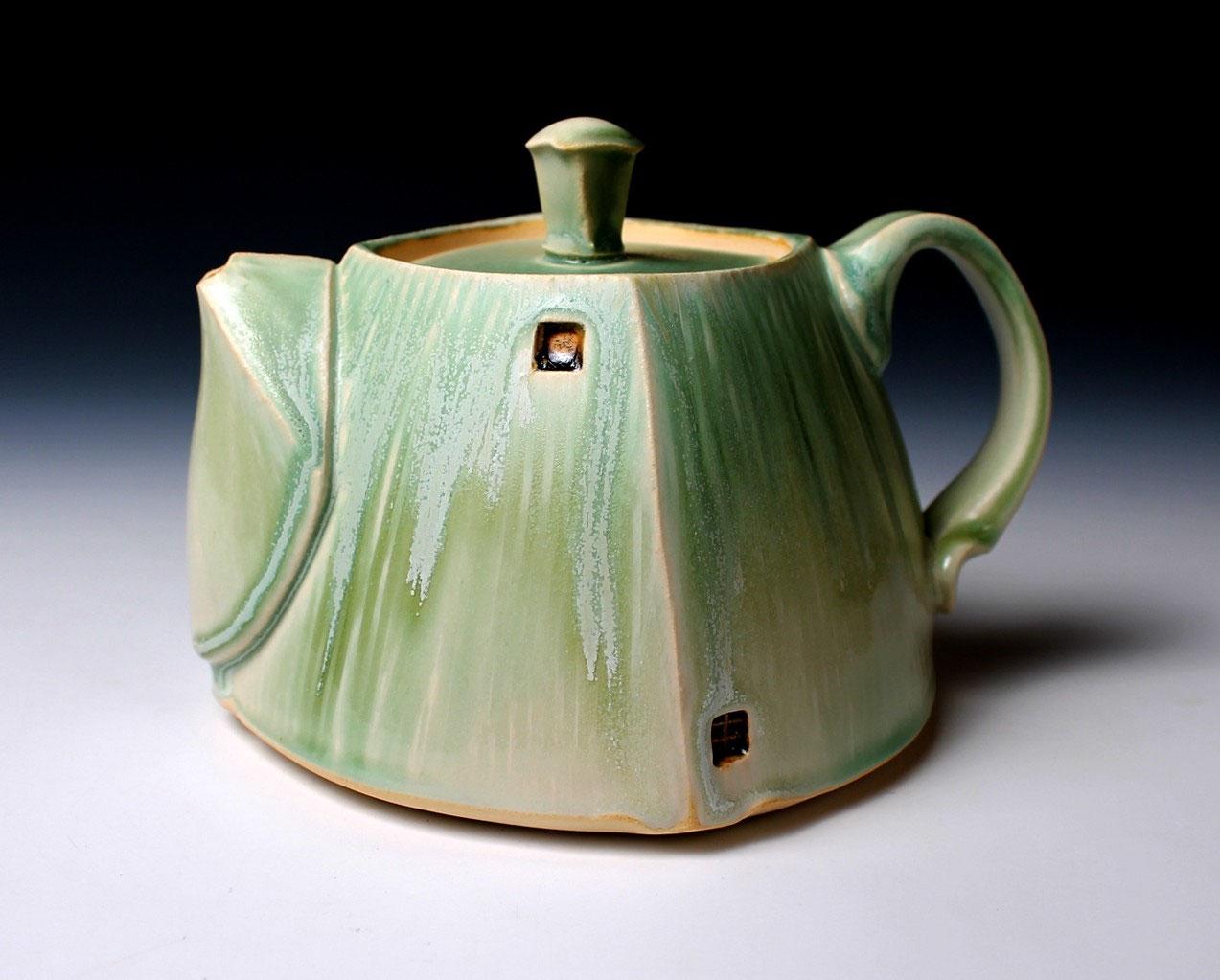 Pouring - Nick DeVries Pottery