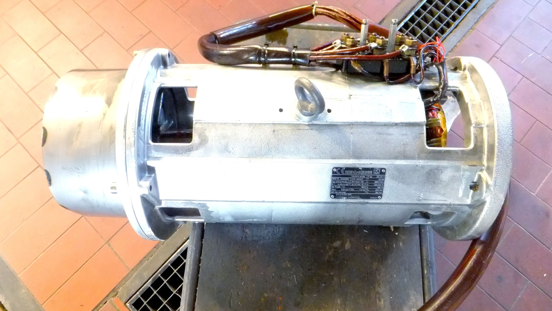 SONDERMOTOREN - Pabst & Fischer Elektromotoren