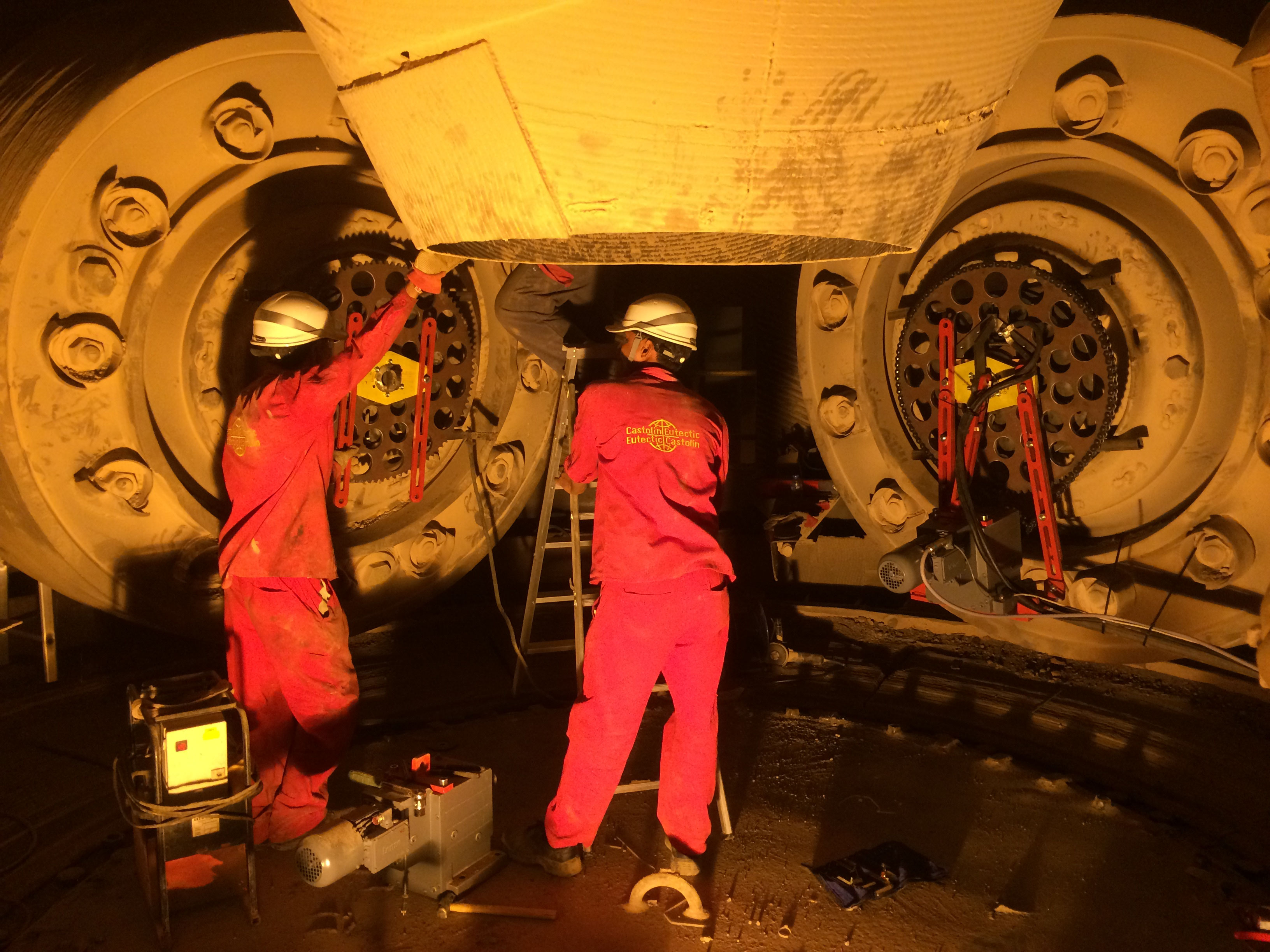 Auftragsschweißen - AS TECH GMBH