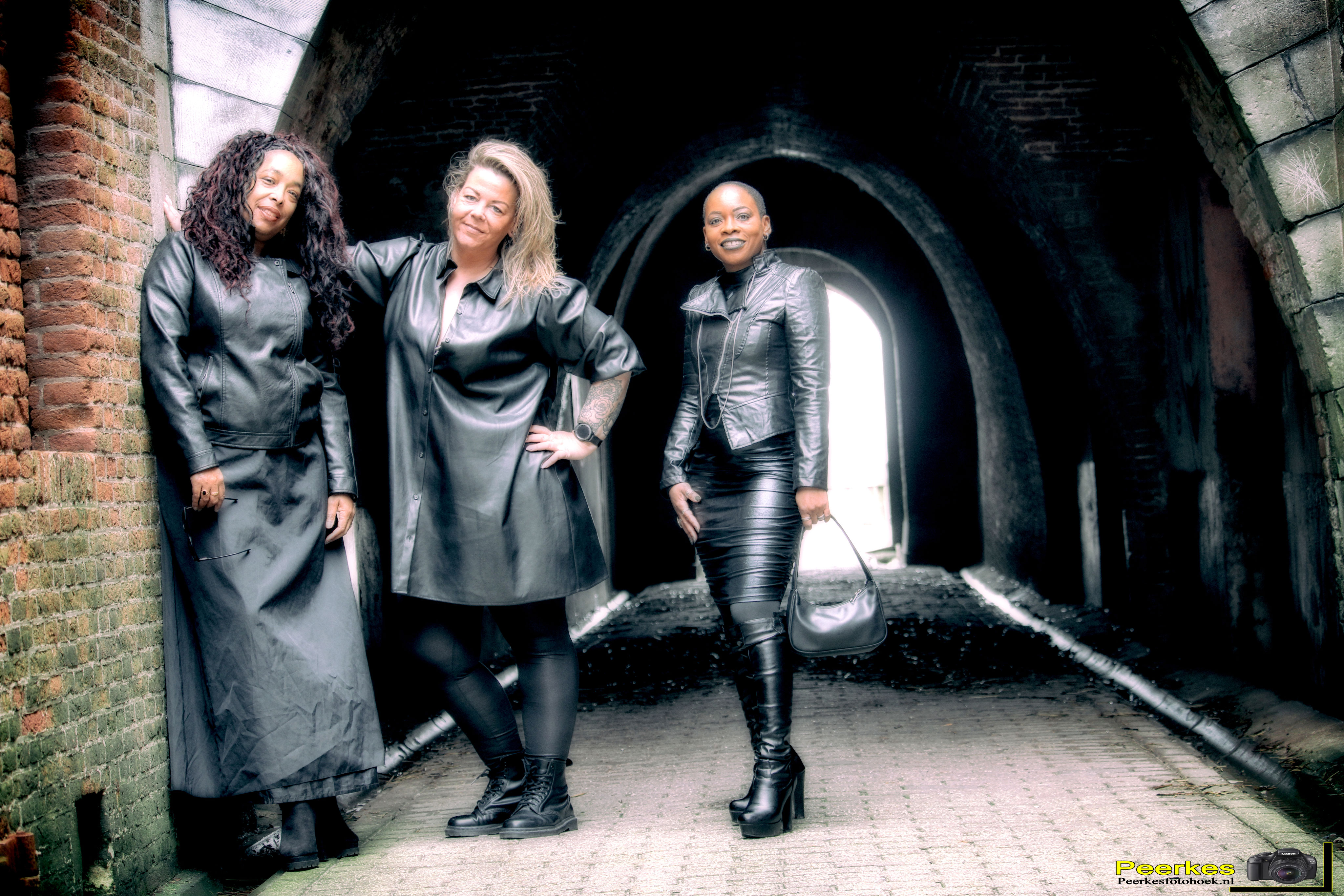 Angelique: Charlie's Angels - De website van peerkesfotohoek!