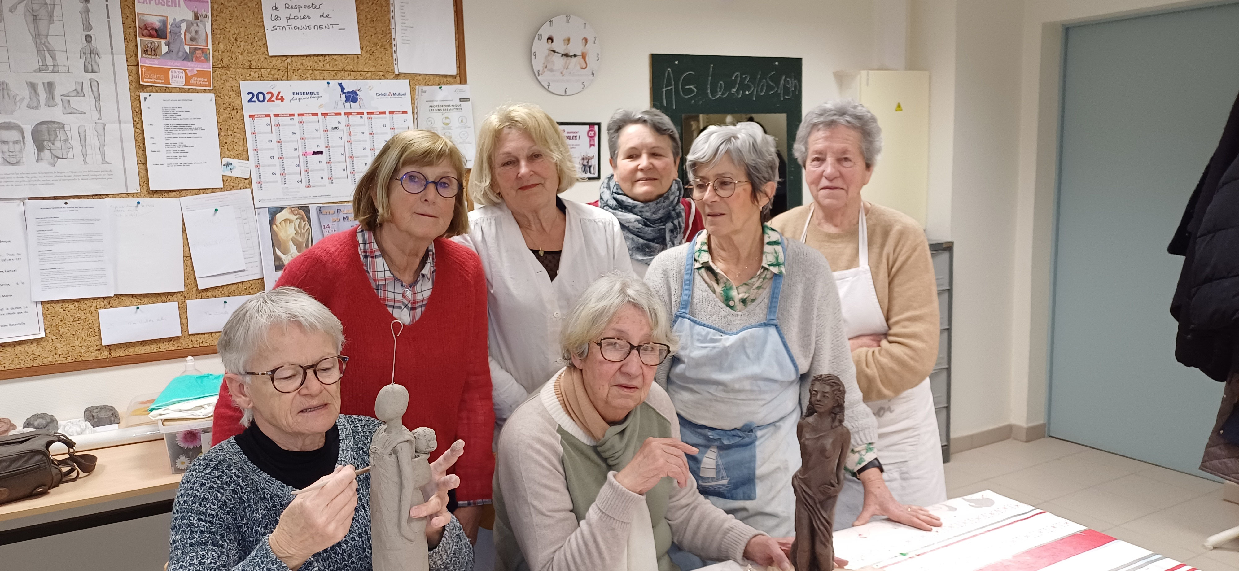 L'équipe de l'atelier de peinture et de dessin - Site de ...