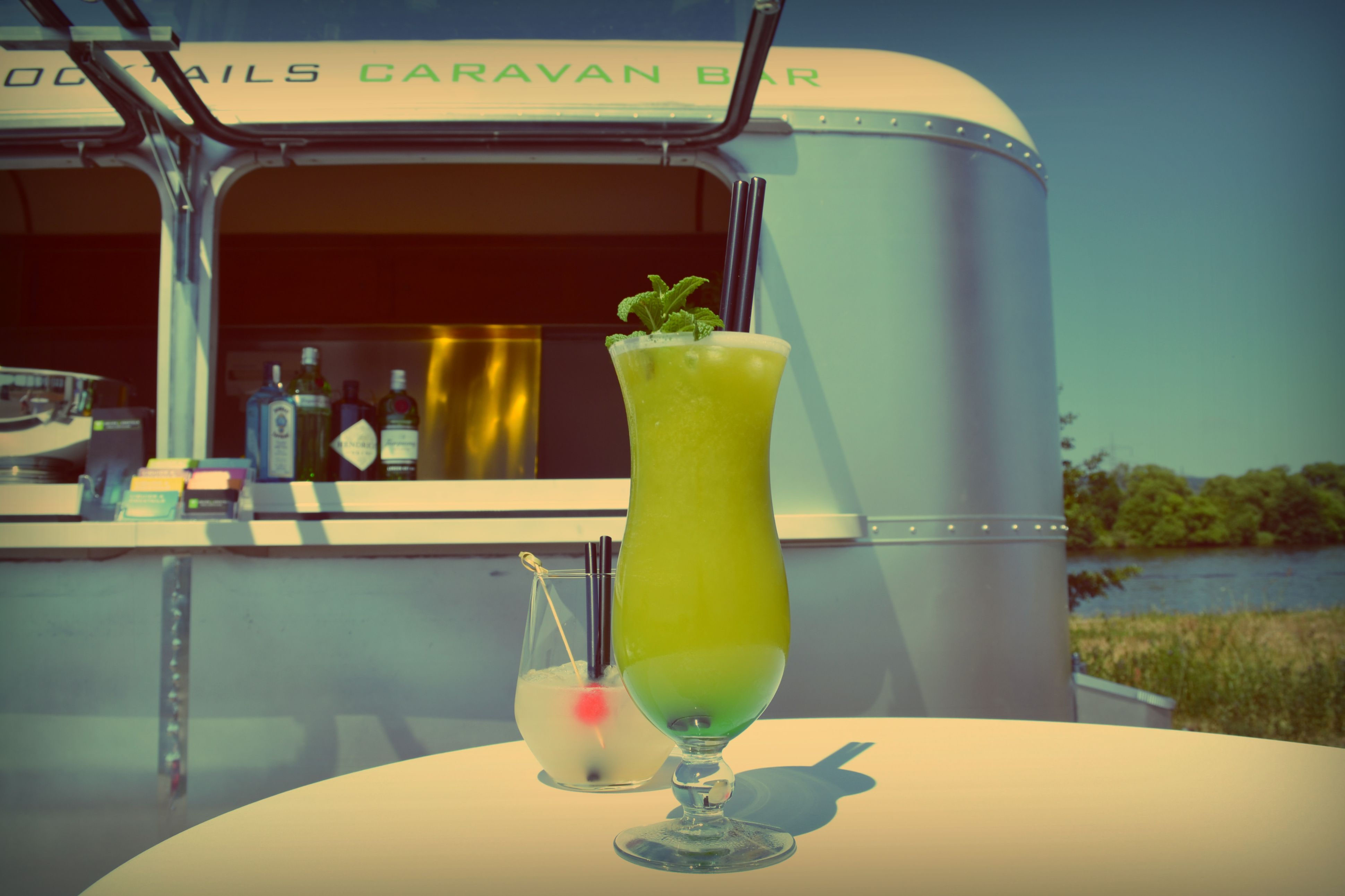 Unsere Bar´s - Caravan Bar | Liquids & Cocktails