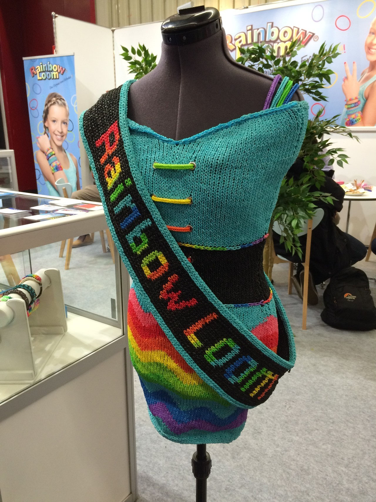 Fotos Rainbow Loom - www.Rainbow-Loom.ch - Dein Rainbow Loom Shop