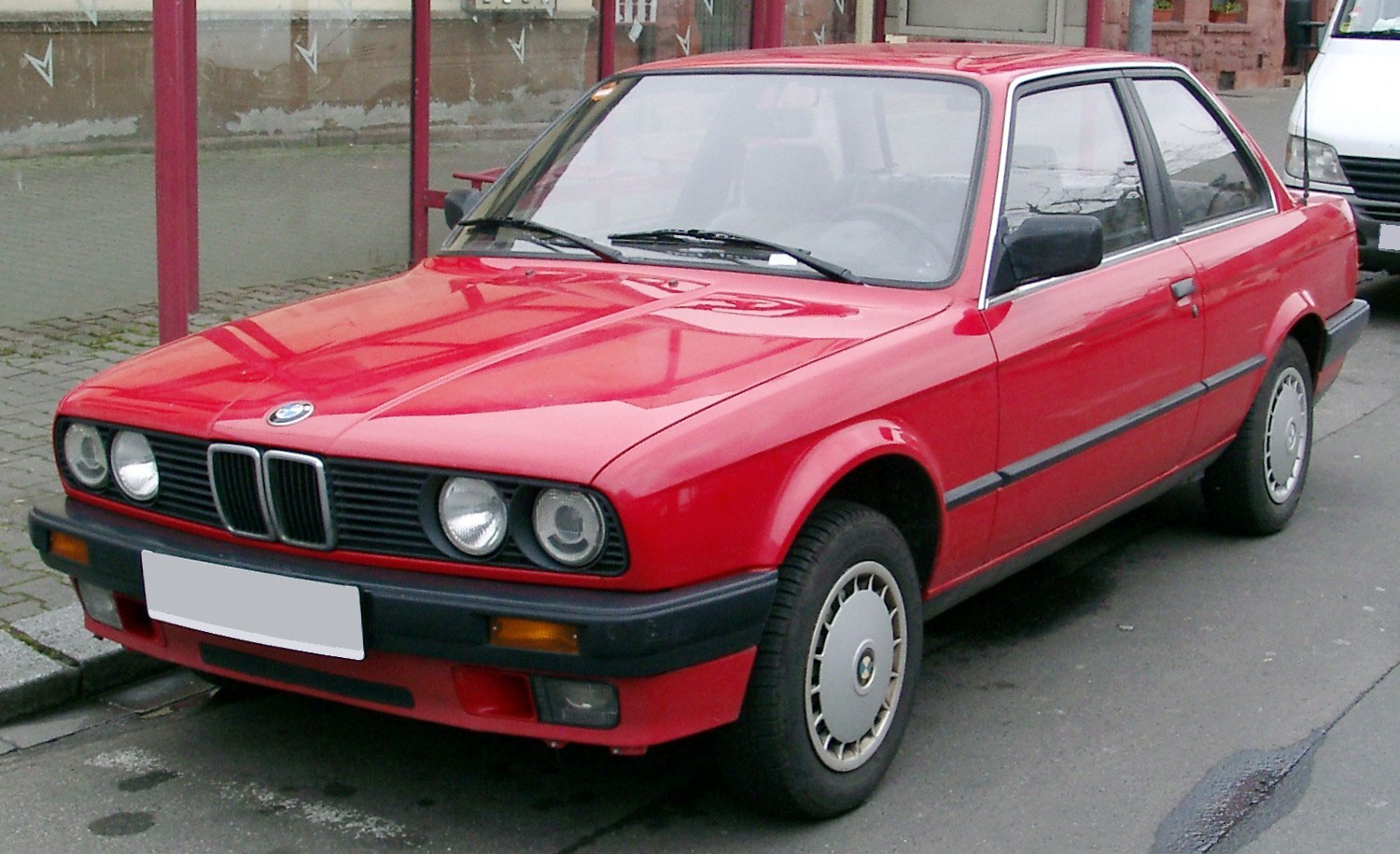 BMW E30 Bilder - BMW WEB