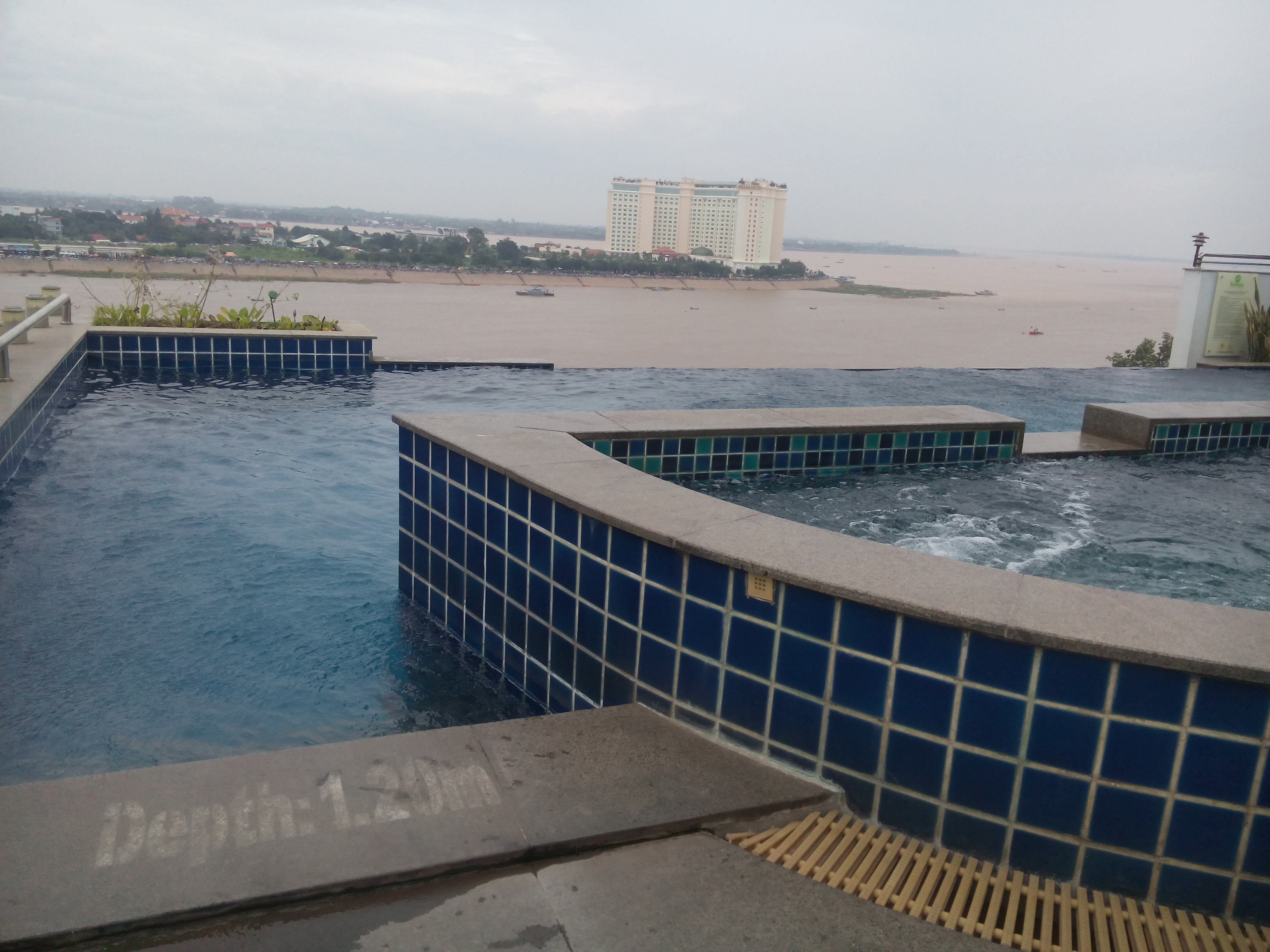 Bilder zu Phnom Phen 1. Tag - benita-andreass Webseite!