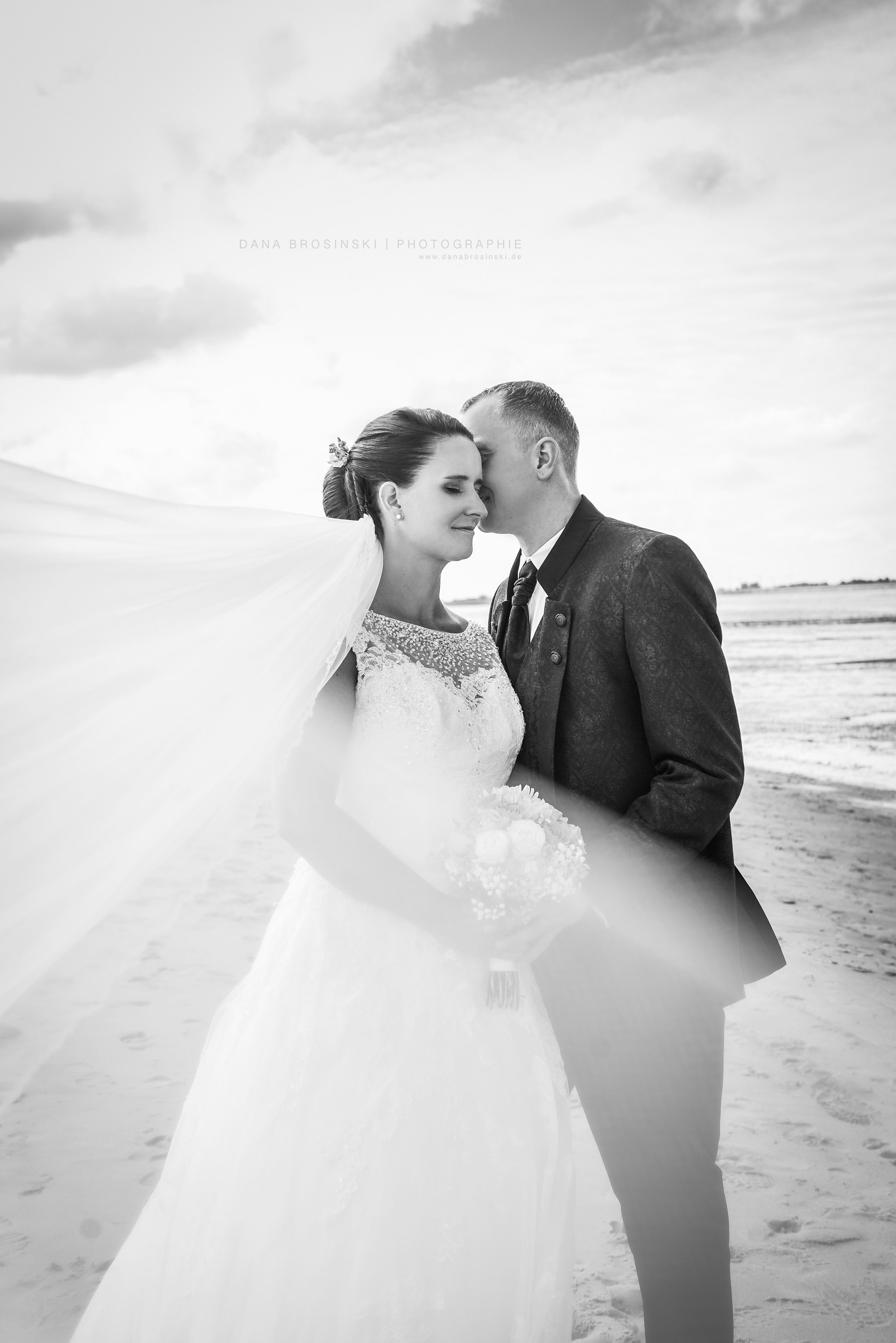 Katja & Heiner・Strand Hooskiel - DANA LANG Studios