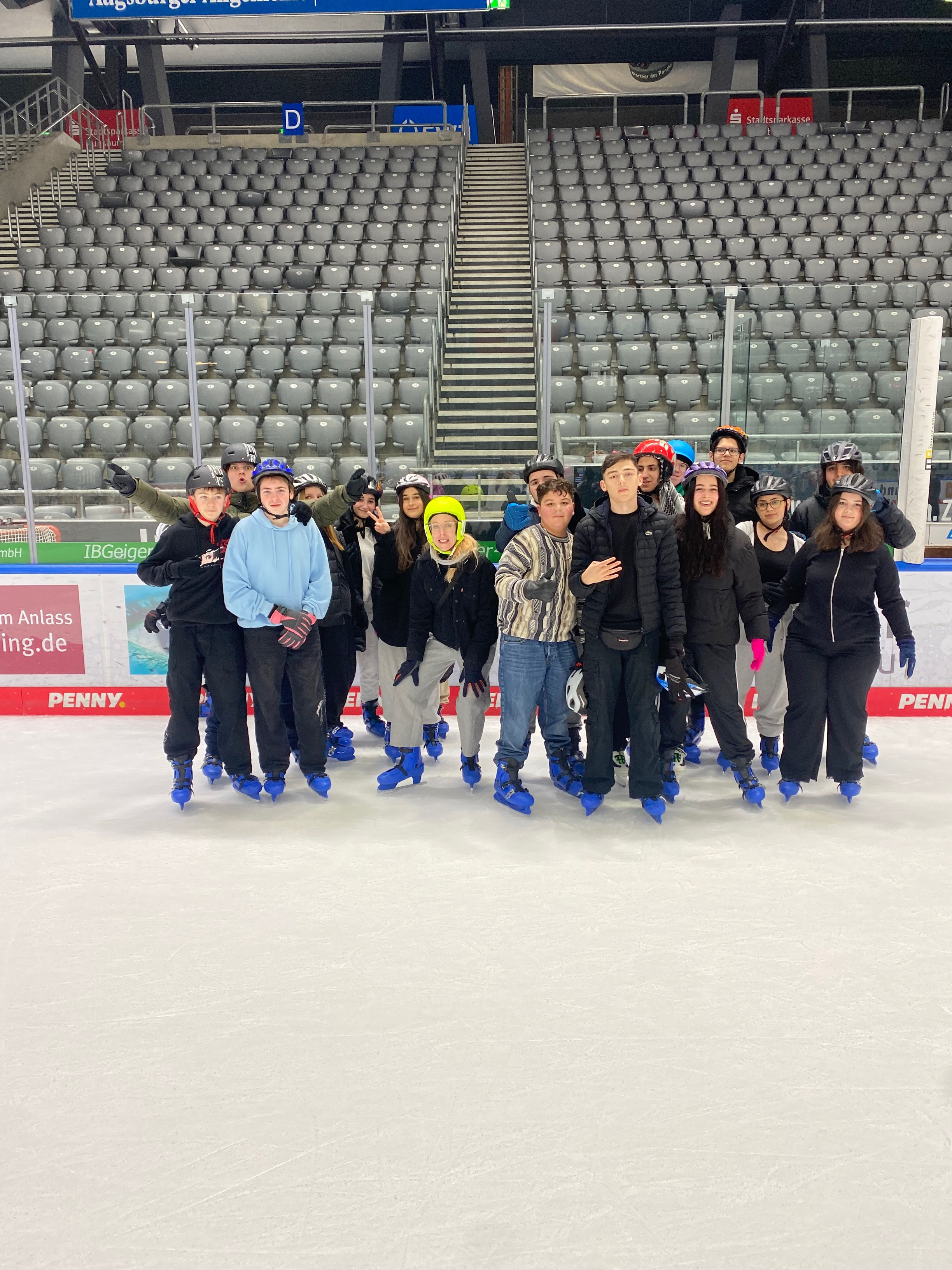 Eislaufen im Curt-Frenzel-Stadion - werner-von-siemens-mittelschuls ...