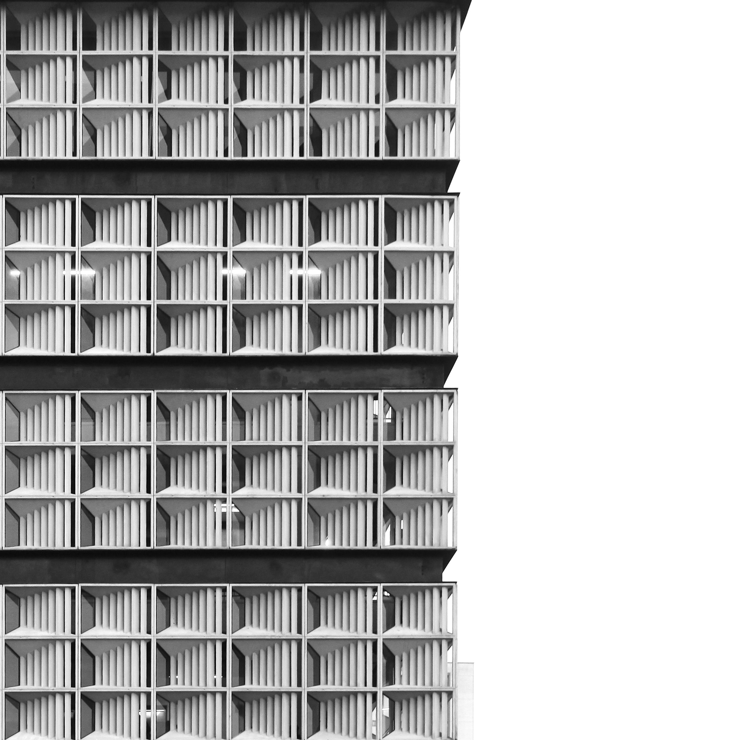 uncoloured - PAUL EIS - architecture and photography