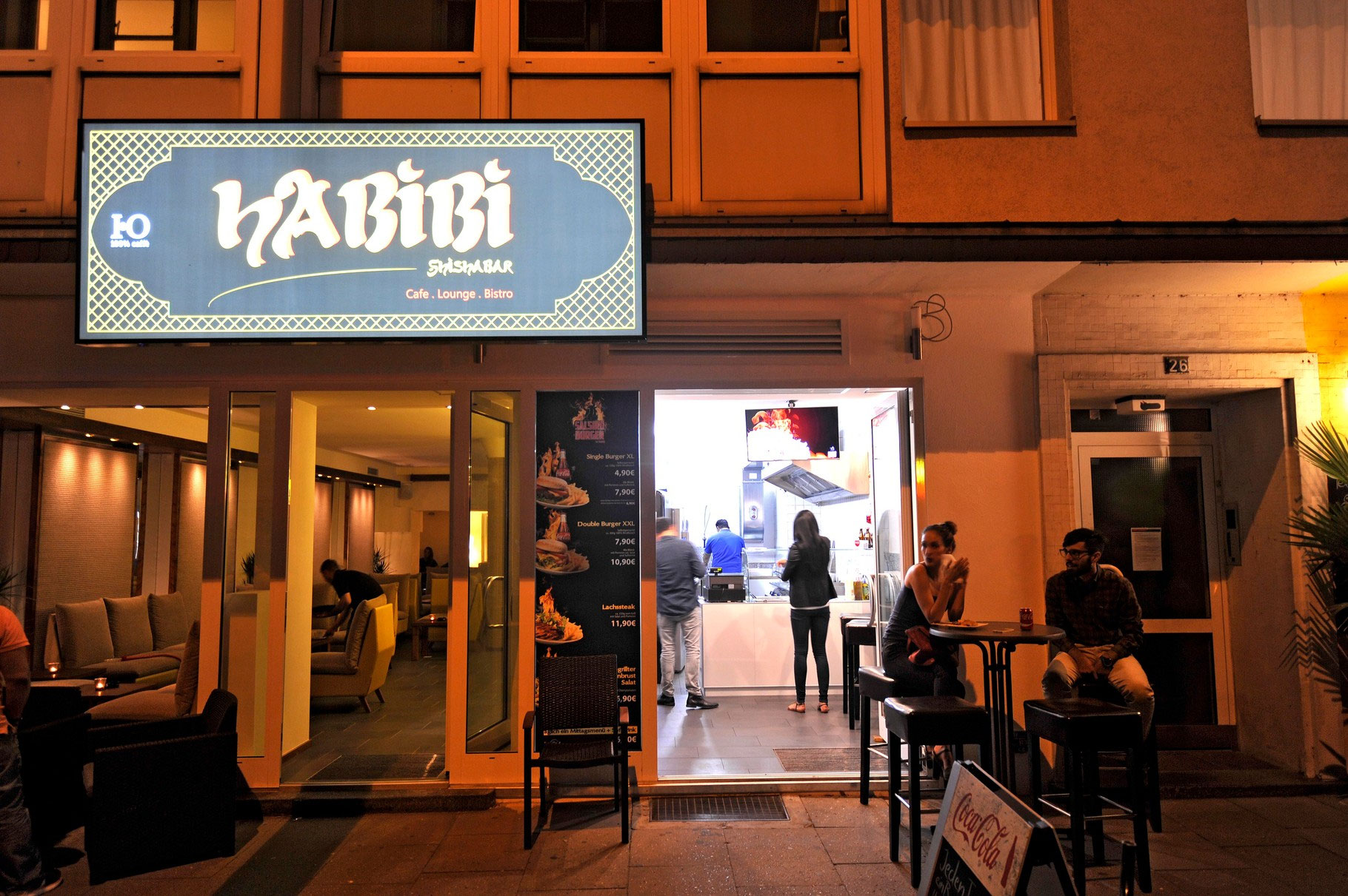 Frisch und lecker zum kleinen Preis im Habibi-Imbiss - Habibi Shishabar ...