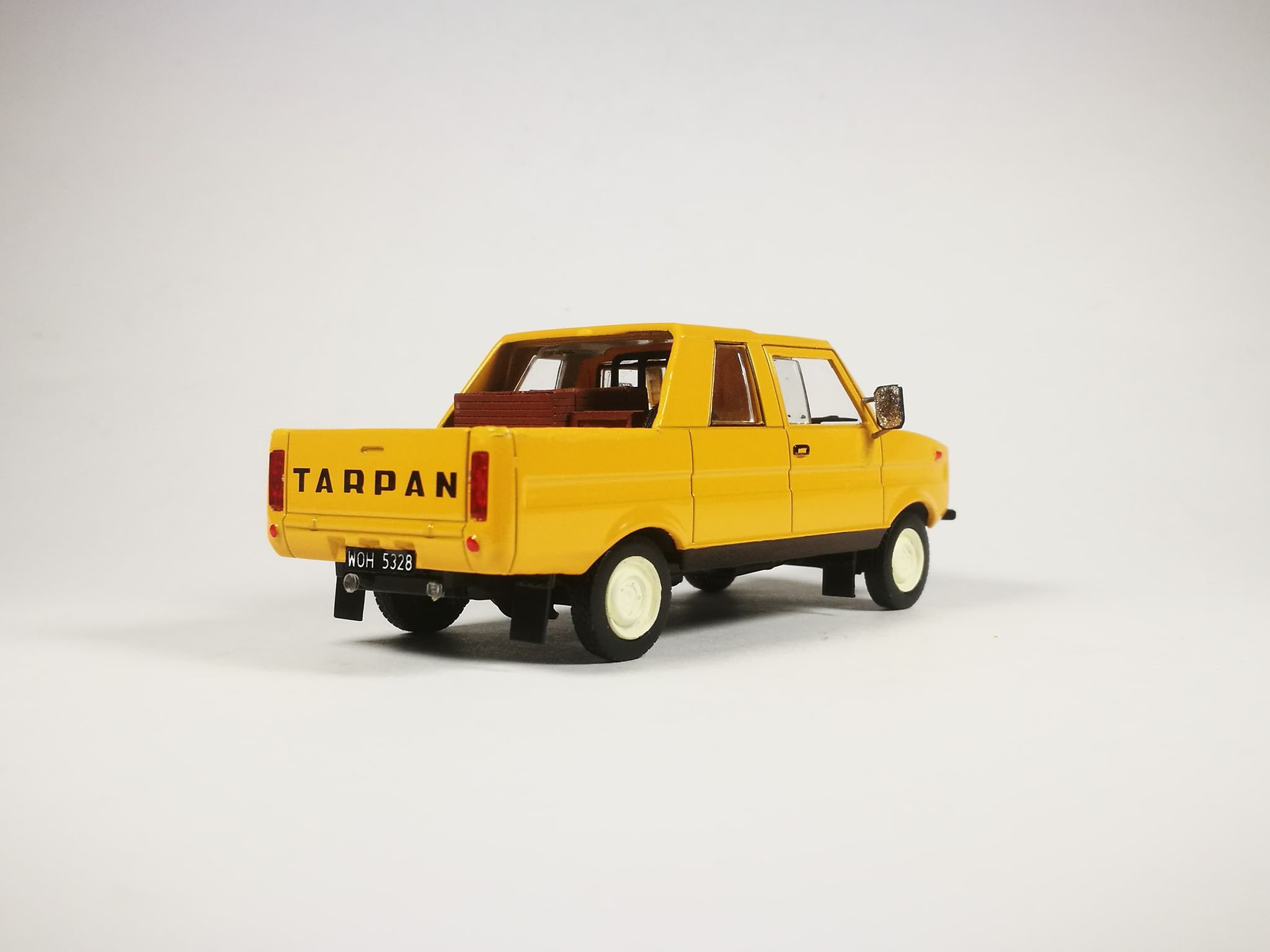 Tarpan 237 - RetroMachina - Muzeum Motoryzacji w Minaturze