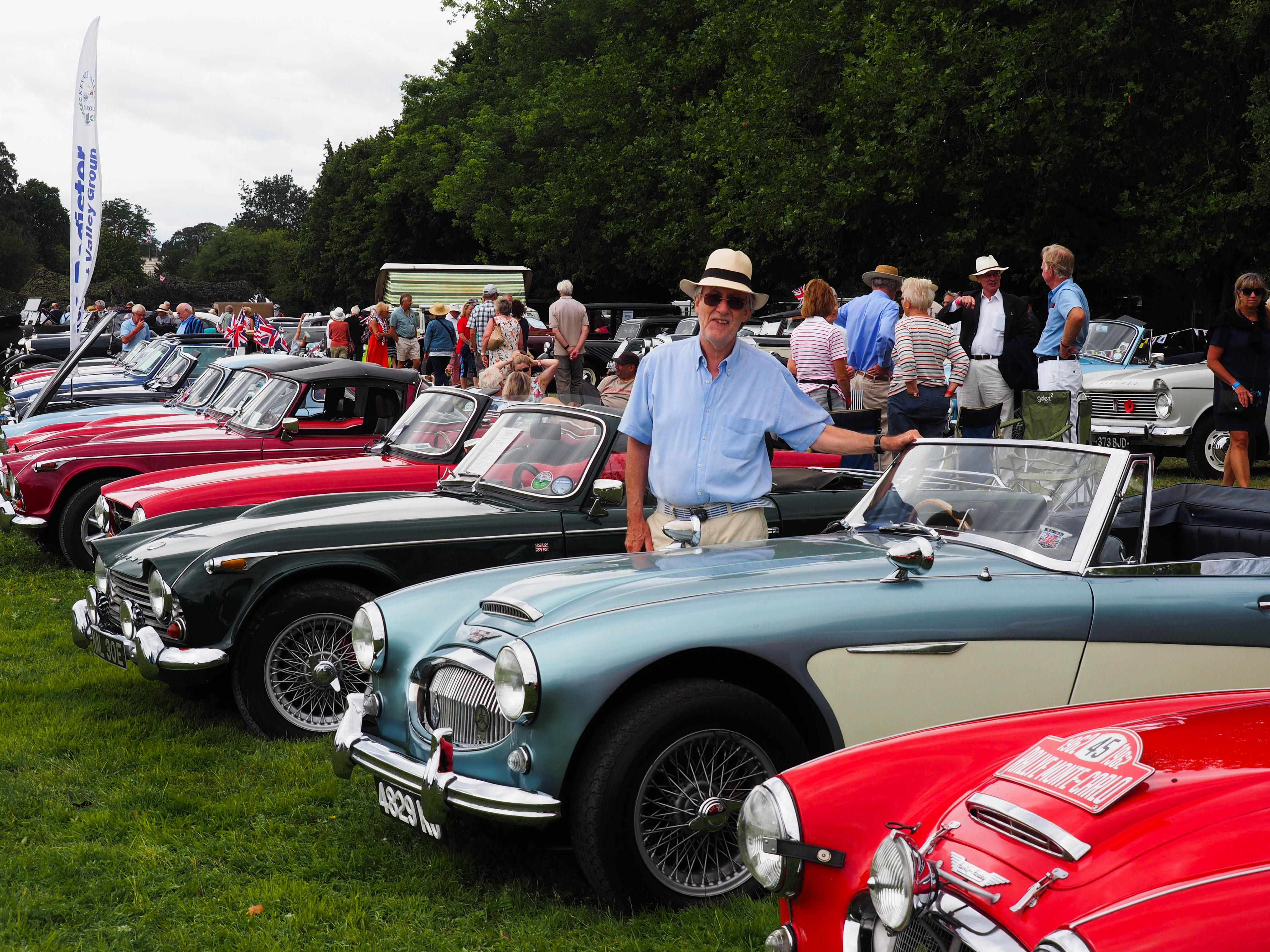 Henley Boats - Austin Healey Club Thames Valley Centre