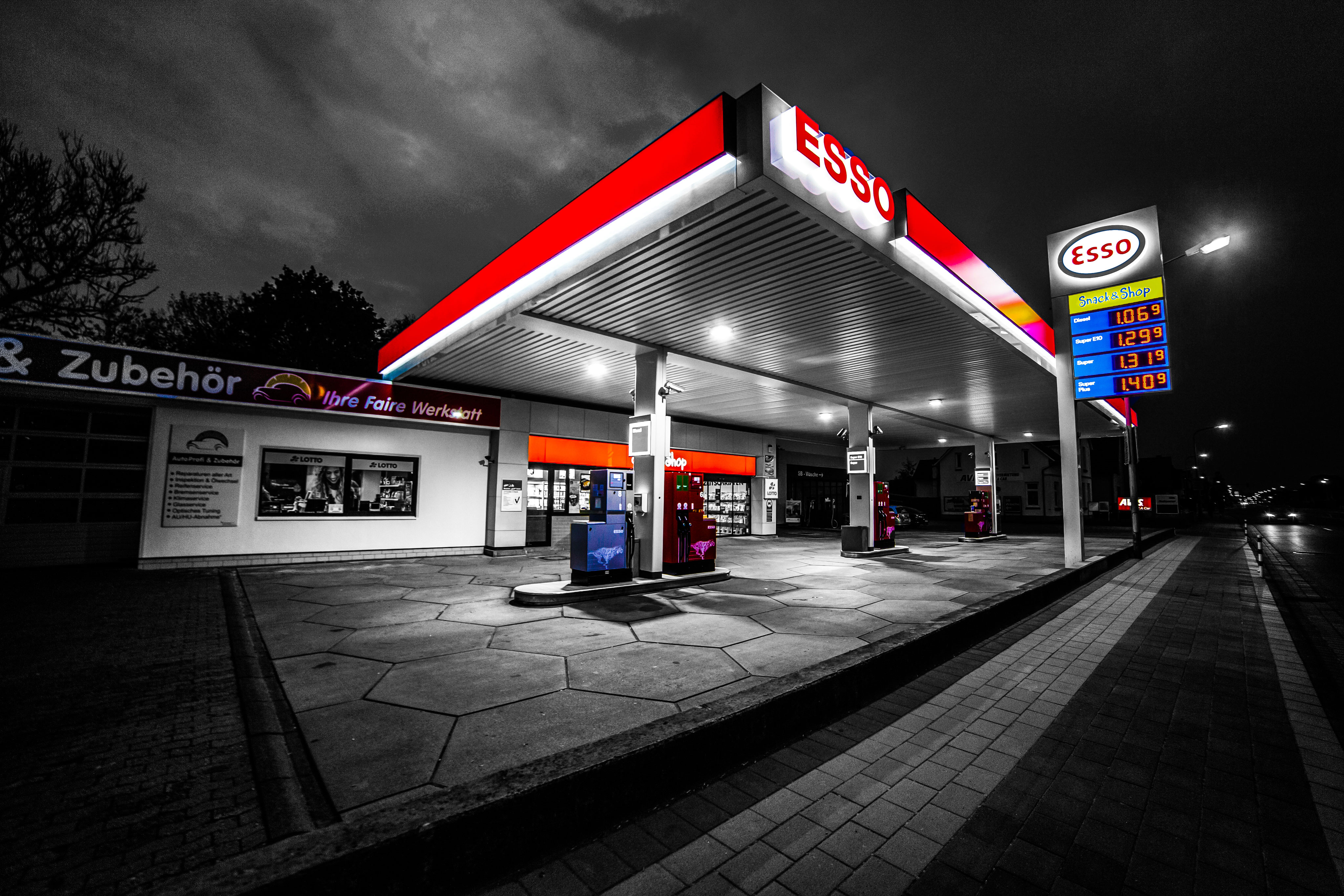 ESSO Service Station - esso-station-angermairs Webseite!