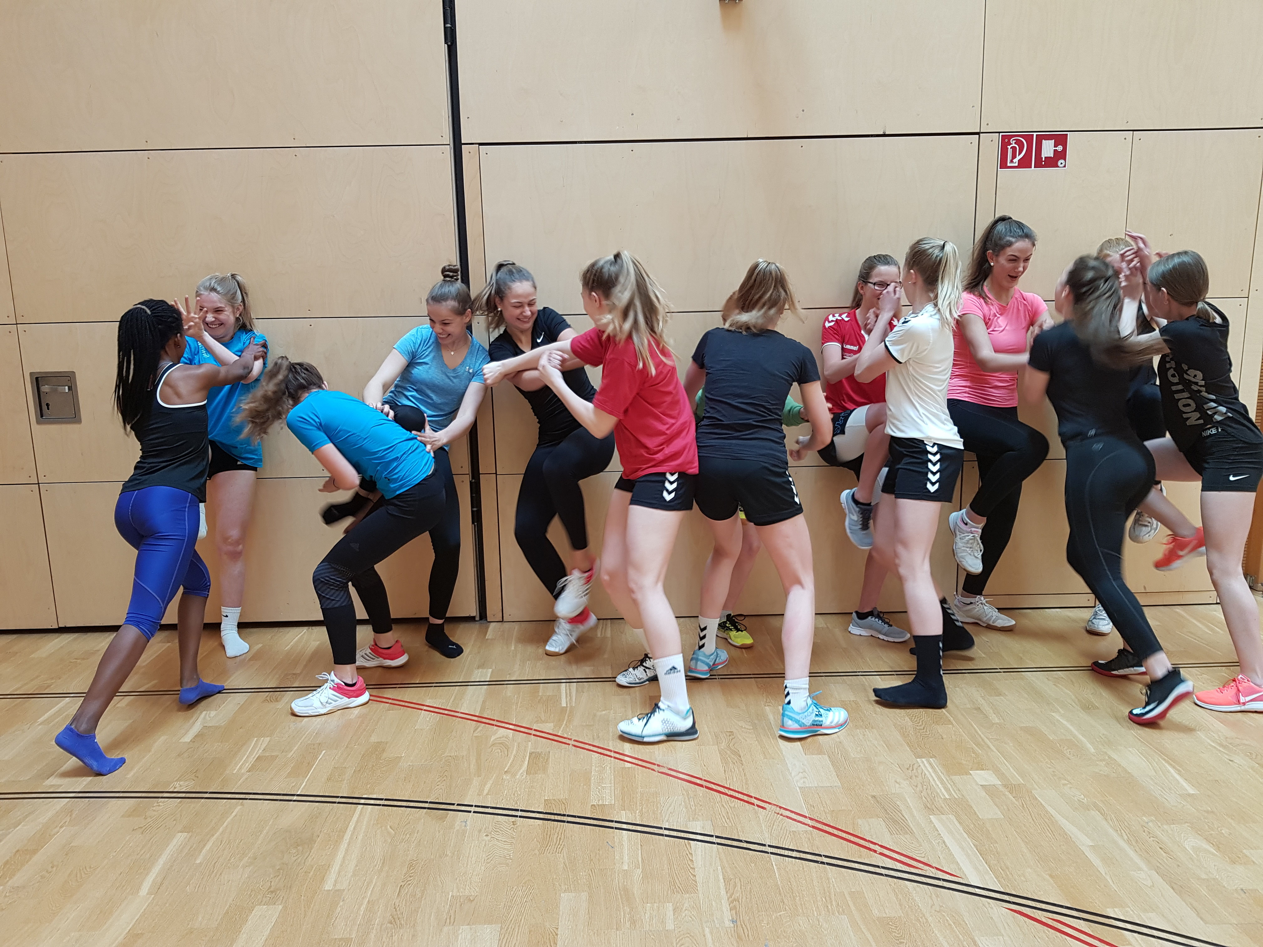 Starke Mädchen am Sportgymnasium - Schule und Sport gleichermassen ...