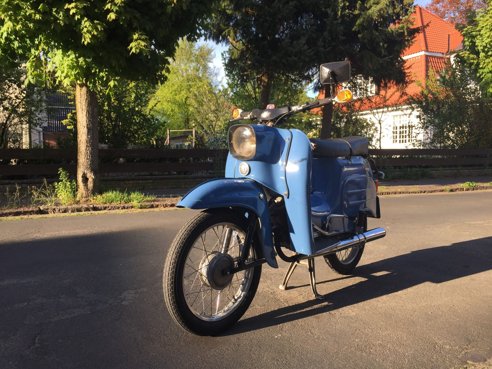Infos für alle Oldtimer Motorräder - Die Website für alte Moped, Mofas ...