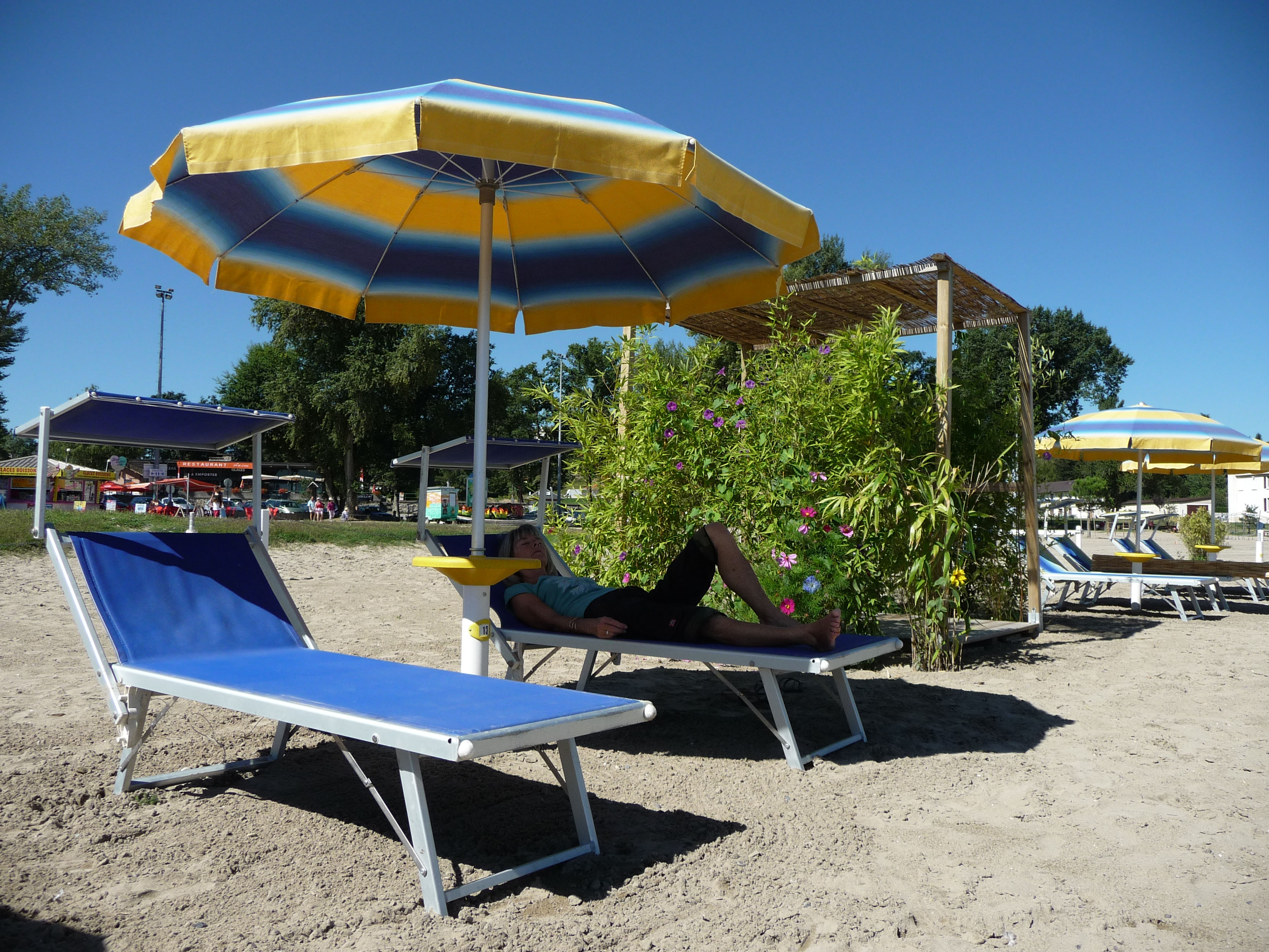 Transat et parasol - Relax Leman Location. Bienvenue