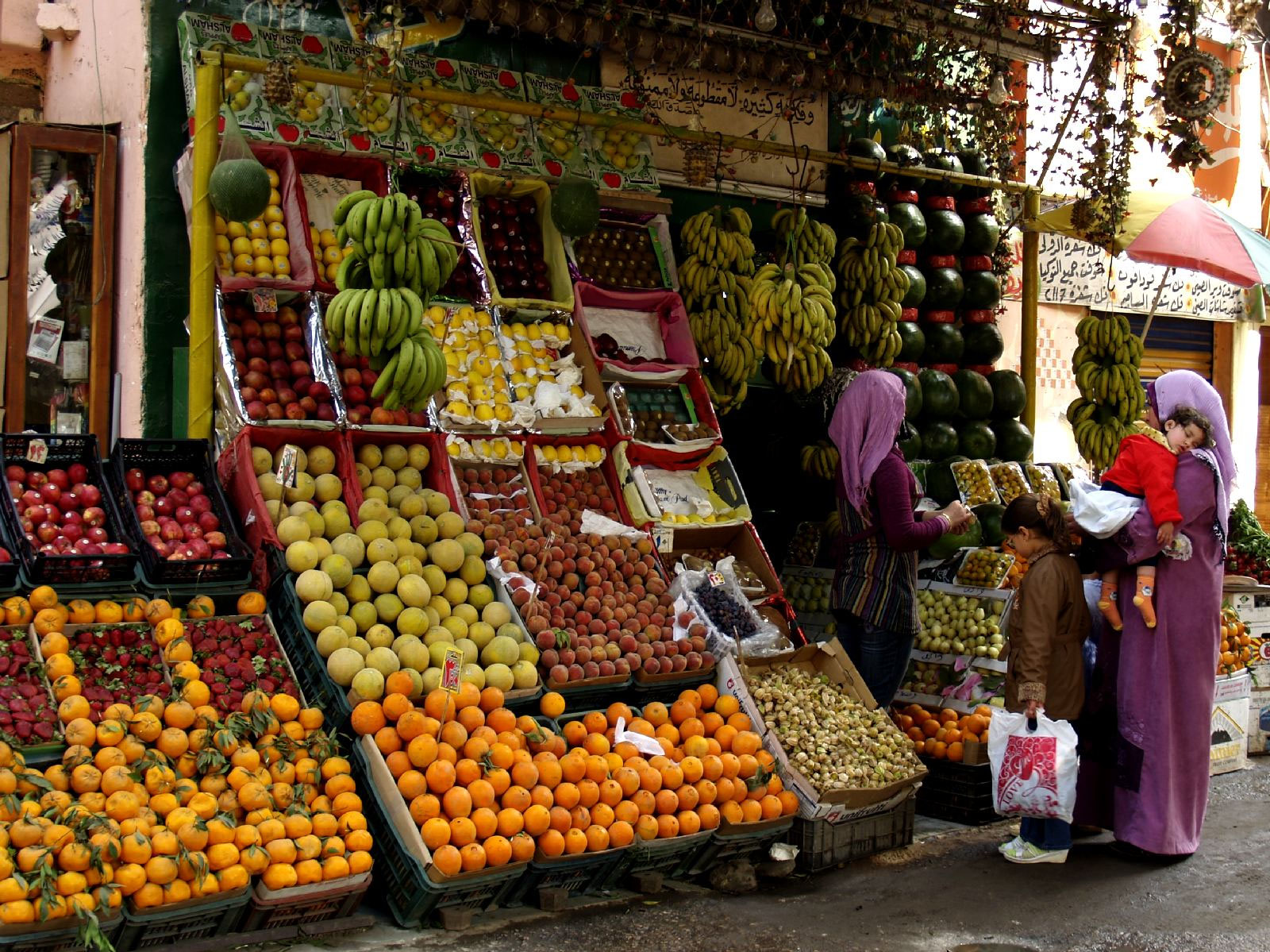 Cliquez sur une photo et les flèches latérales pour faire démarrer le ...
