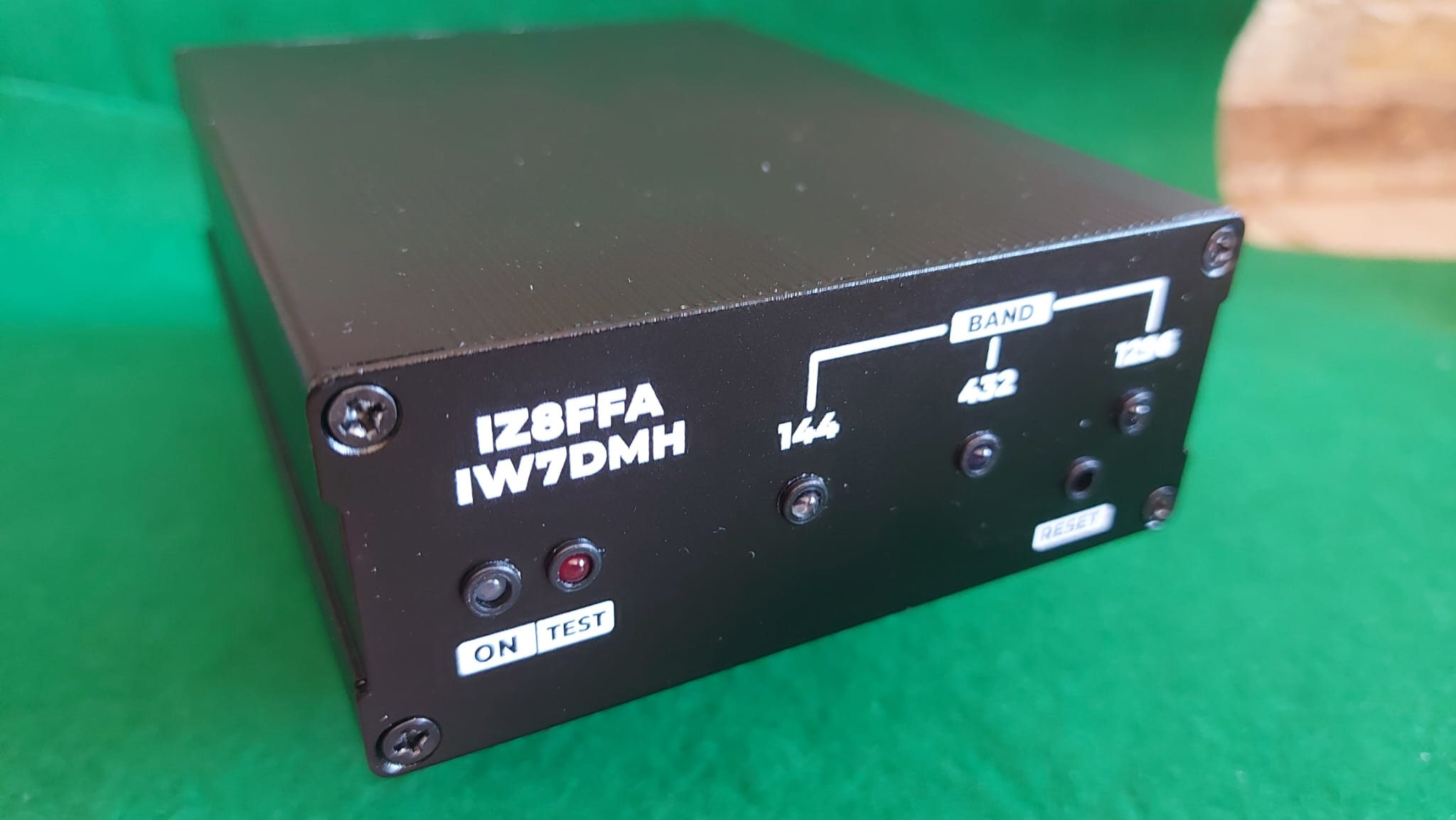 Sequencer per Icom IC-9700 - IW7DMH - Ham Radio Station