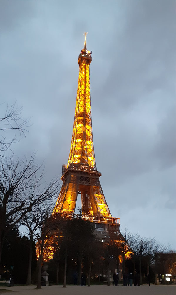 Impressionen aus Paris - Musik statt Straße