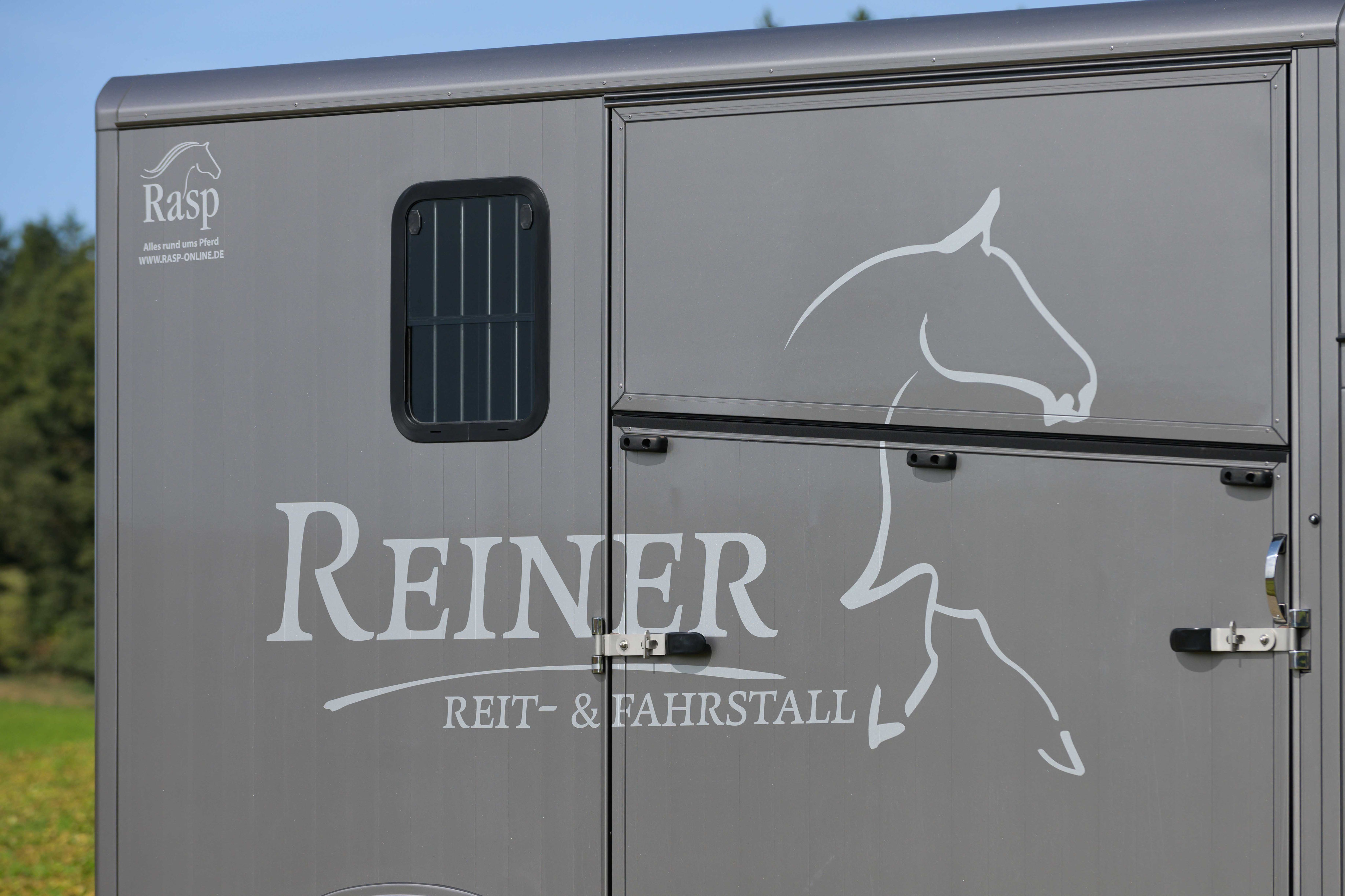 Pferdetransport deutschlandweit & angrenzende Länder - Reitstall ...