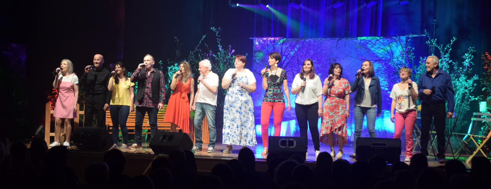 LA TROUPE - Cours de chant AGEN. Spectacle LOT ET GARONNE